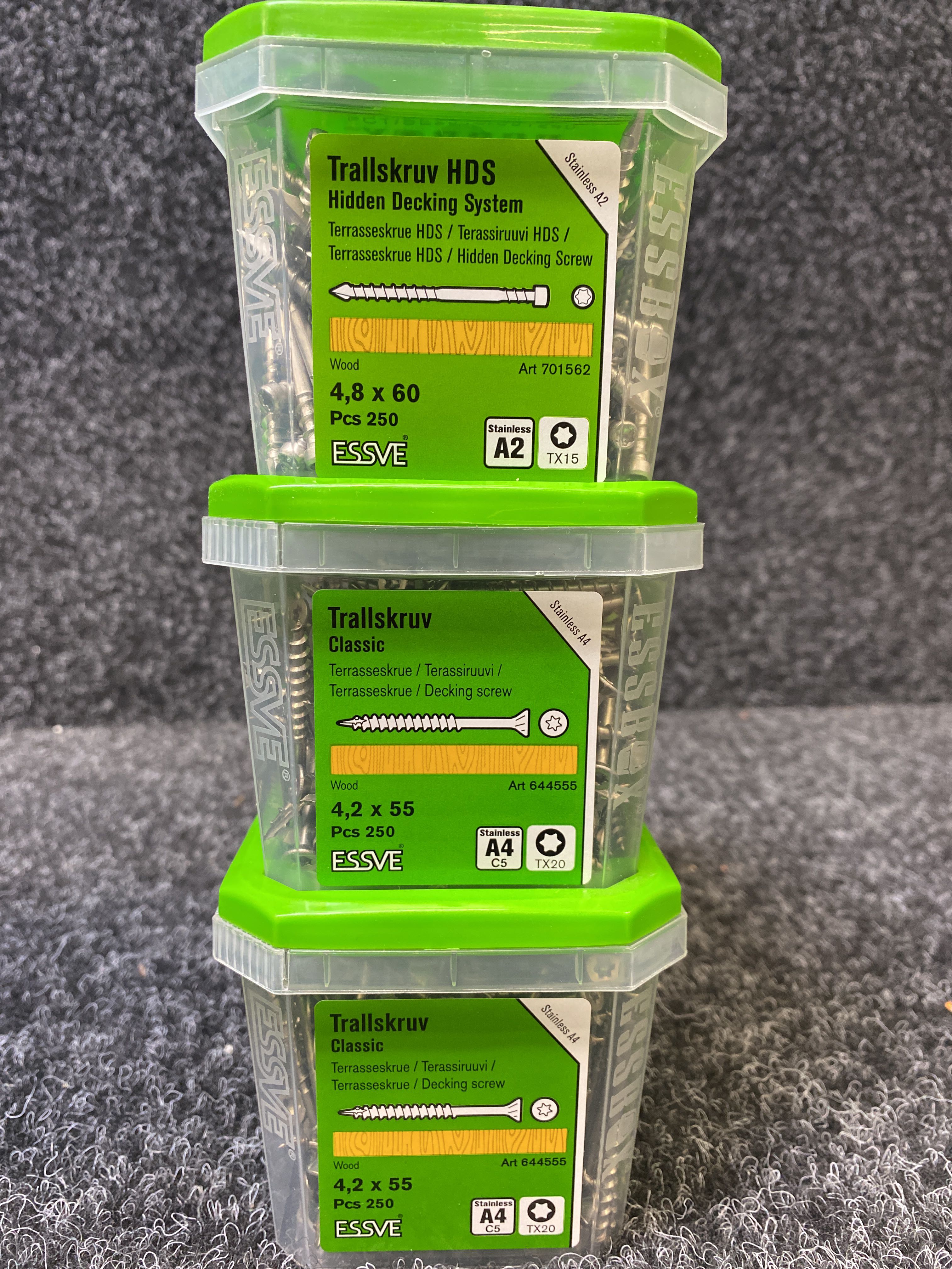 Sortiment med trallskruv Essve - Auktioner online - Nätauktioner ...