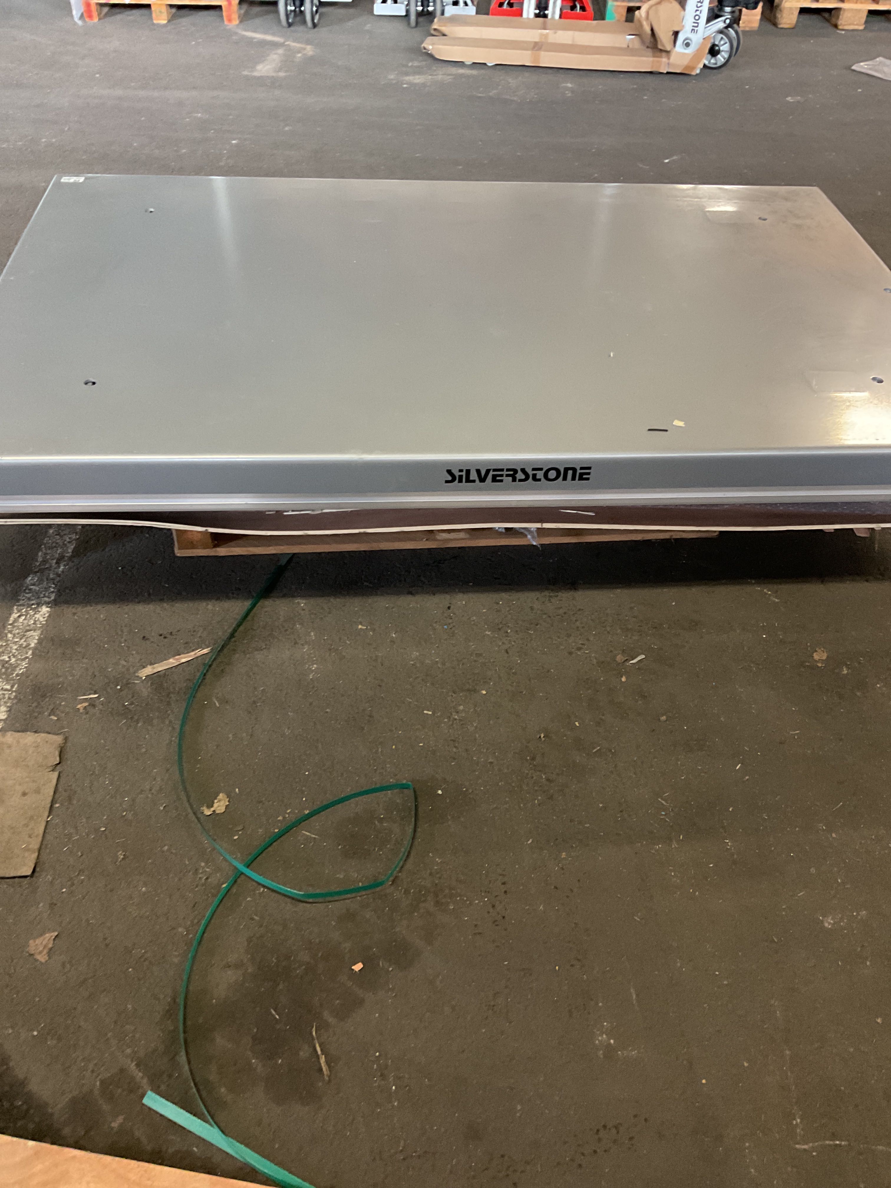 Lifting table Silverstone 4000kg 2020 - PS Auction - We value the ...