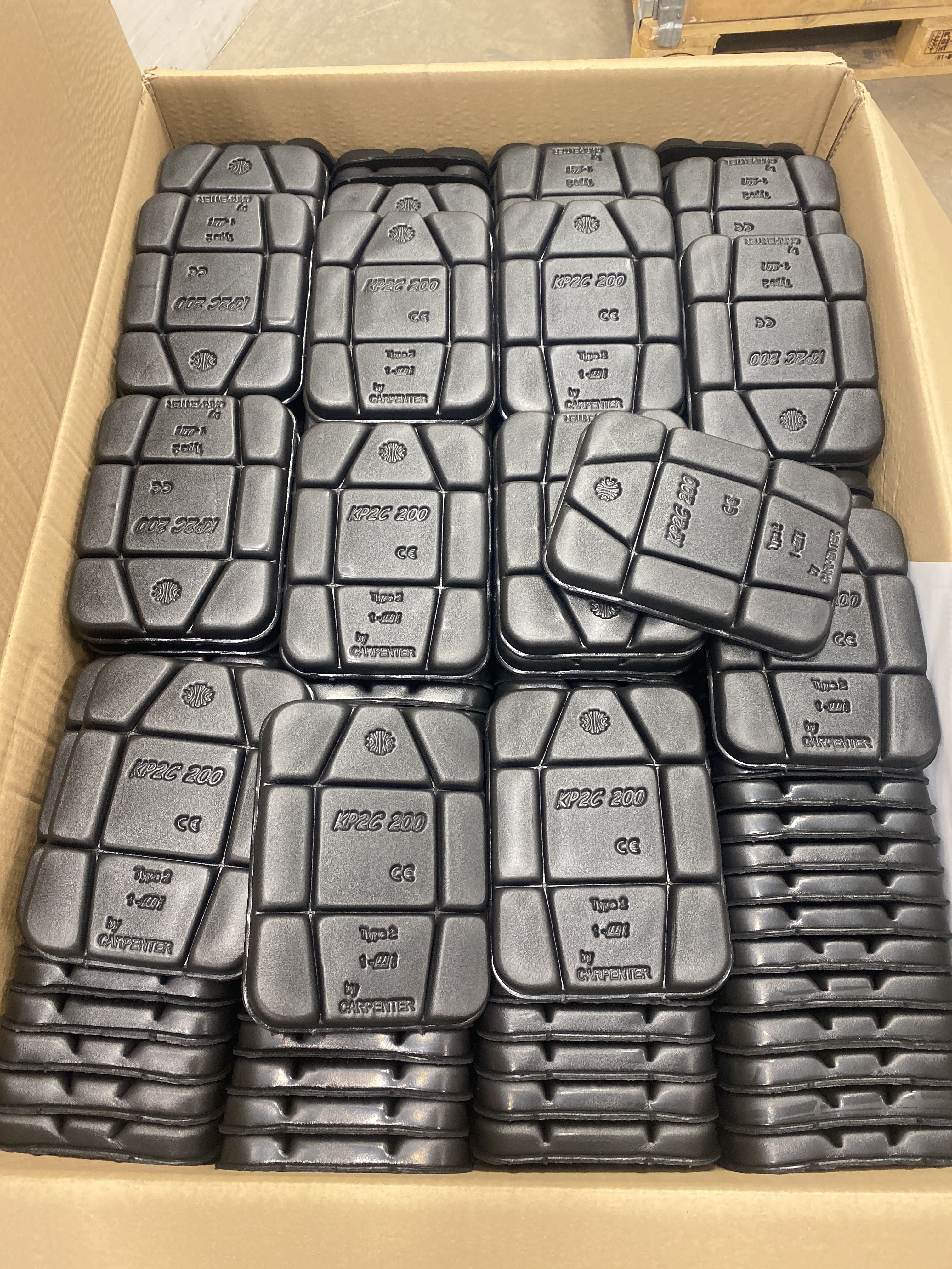 Pall med knäskydd Univern KP2C 200 - Auktioner online - Nätauktioner ...