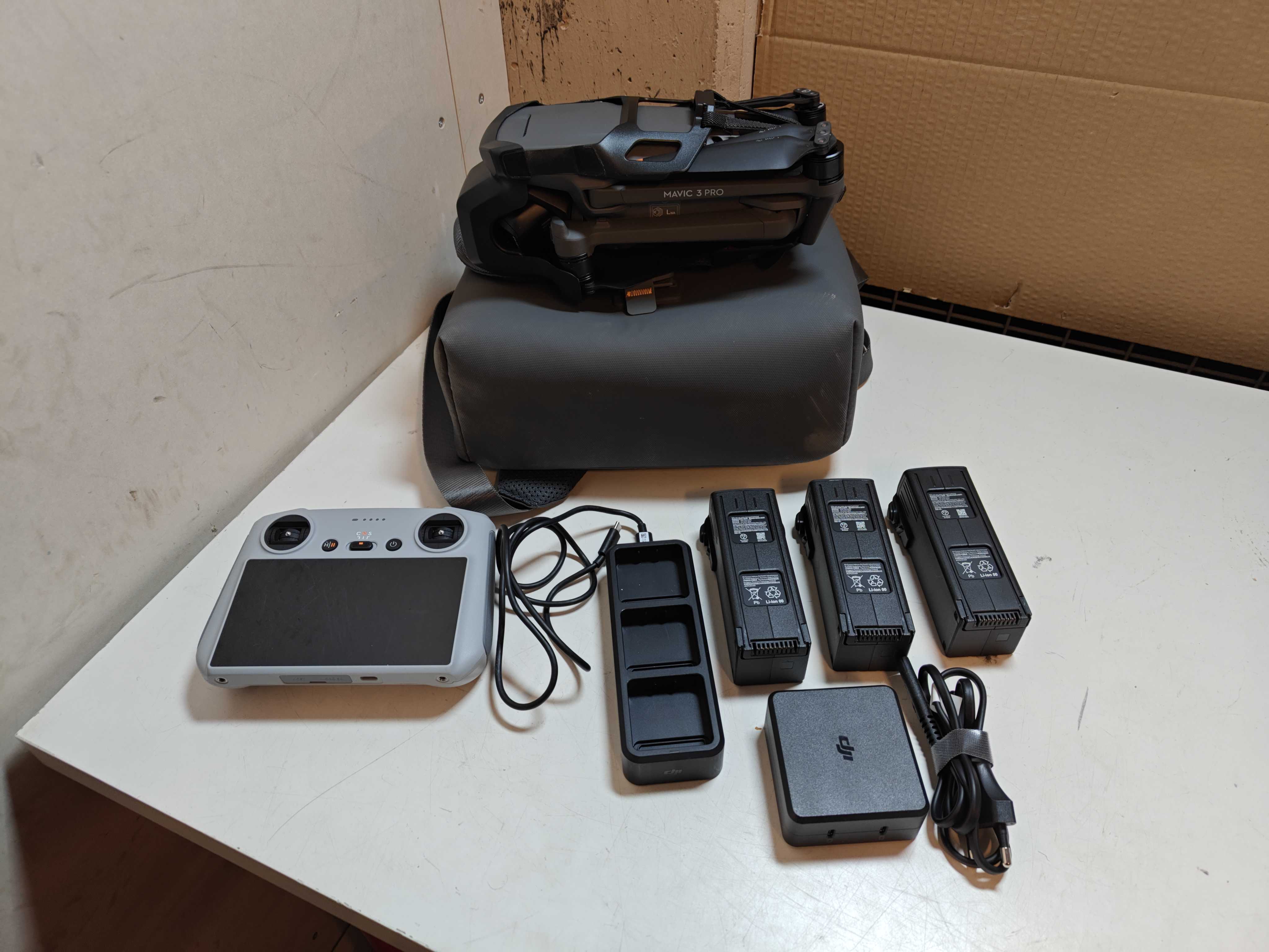 Drone DJI Mavic 3 pro Fly More - PS Auction - We value the future ...