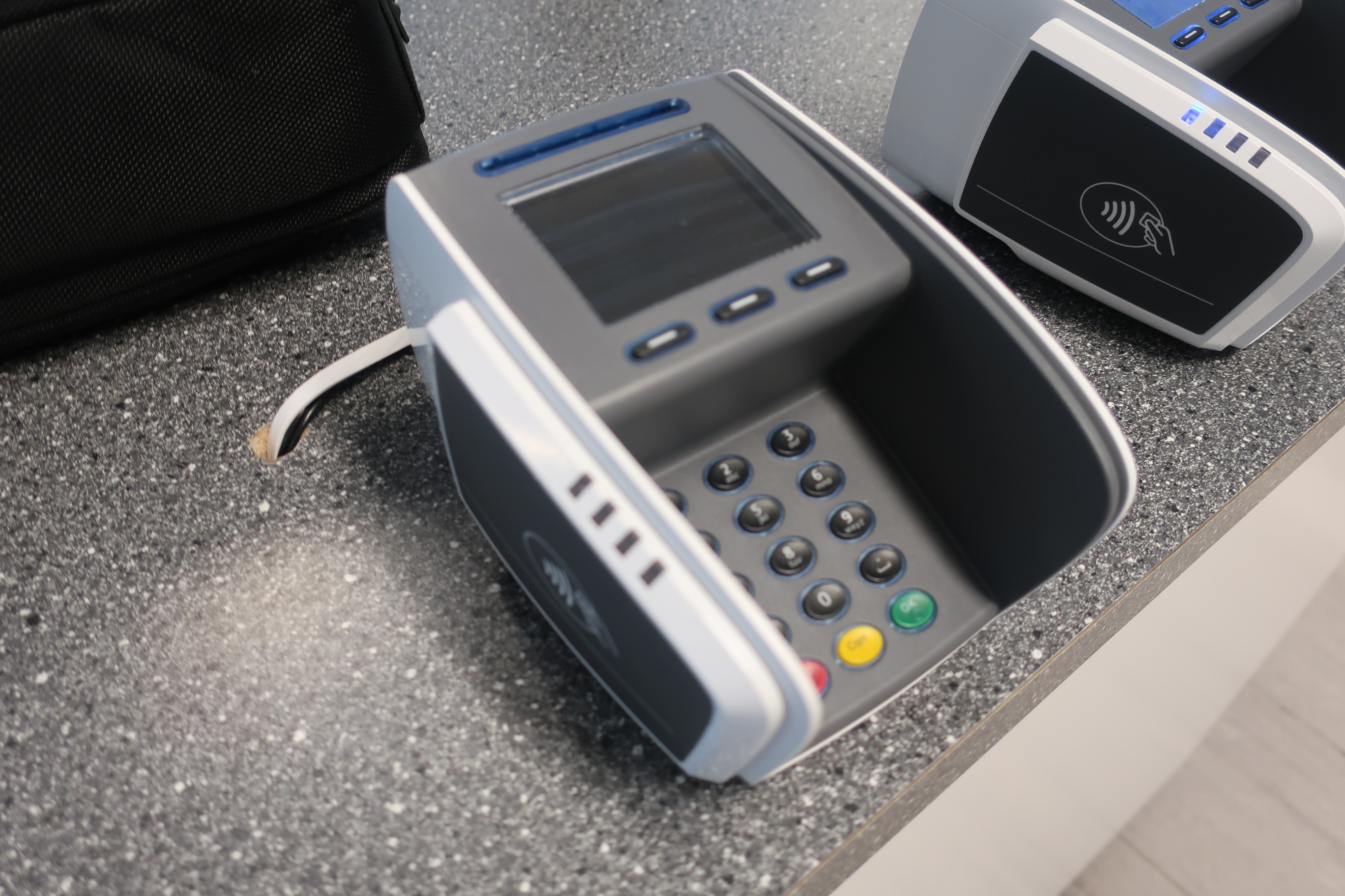 Card Terminal, Yomani XR Terminal - PS Auction - We value the future ...