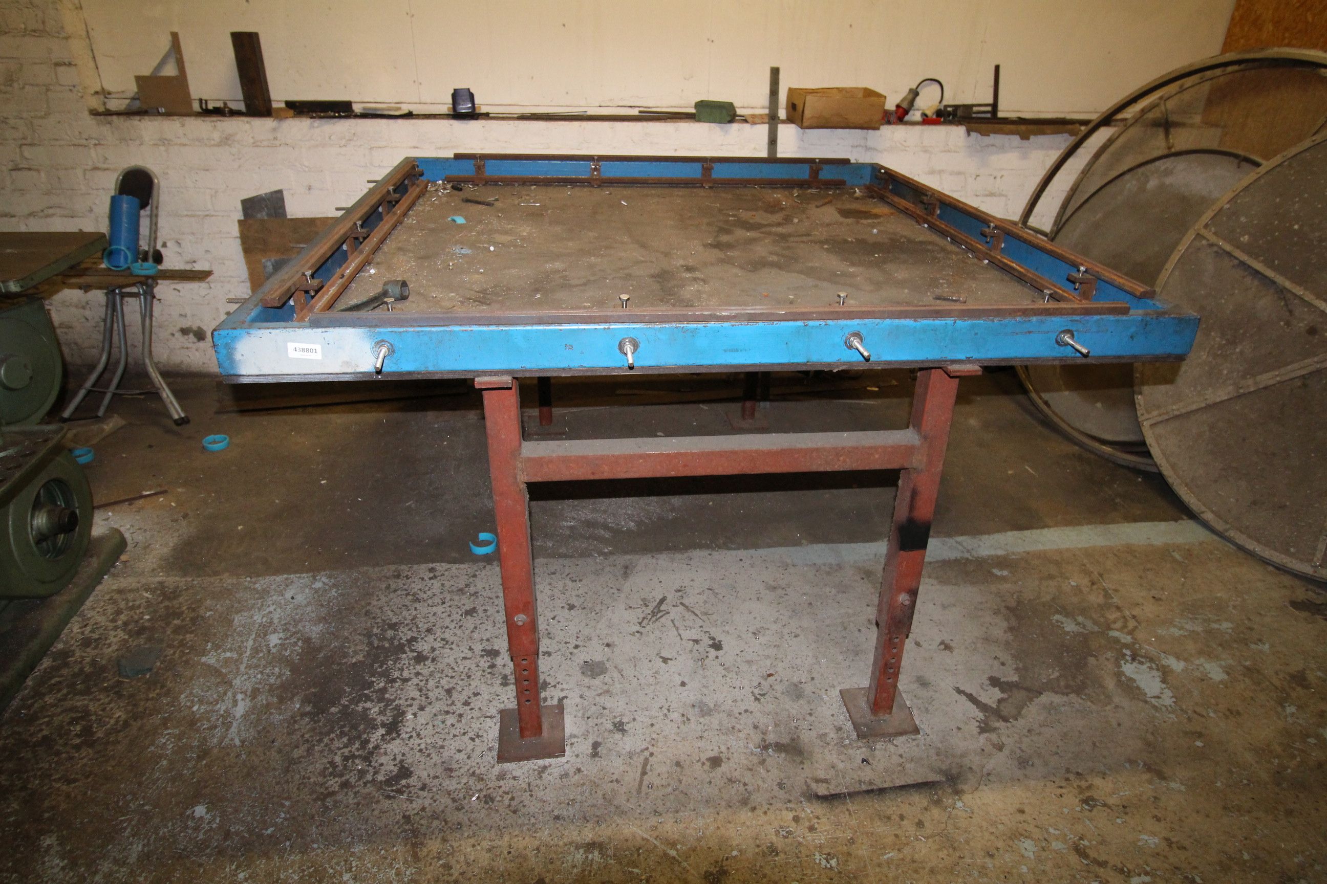Tension table for meshes - PS Auction - We value the future - Largest ...