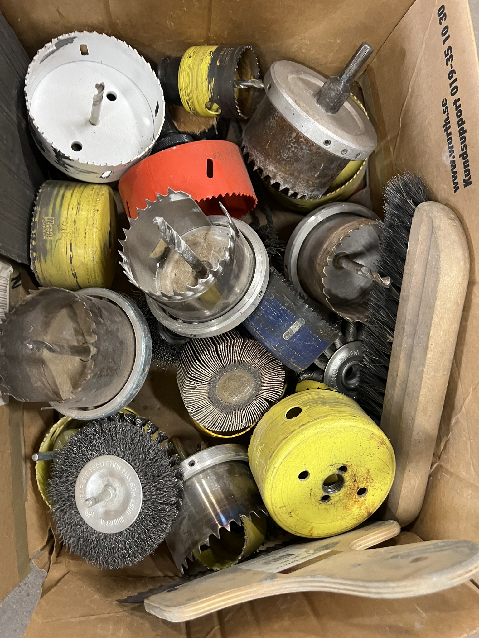 Hålsågar och tejp - Auktioner online - Nätauktioner & Konkursauktioner ...