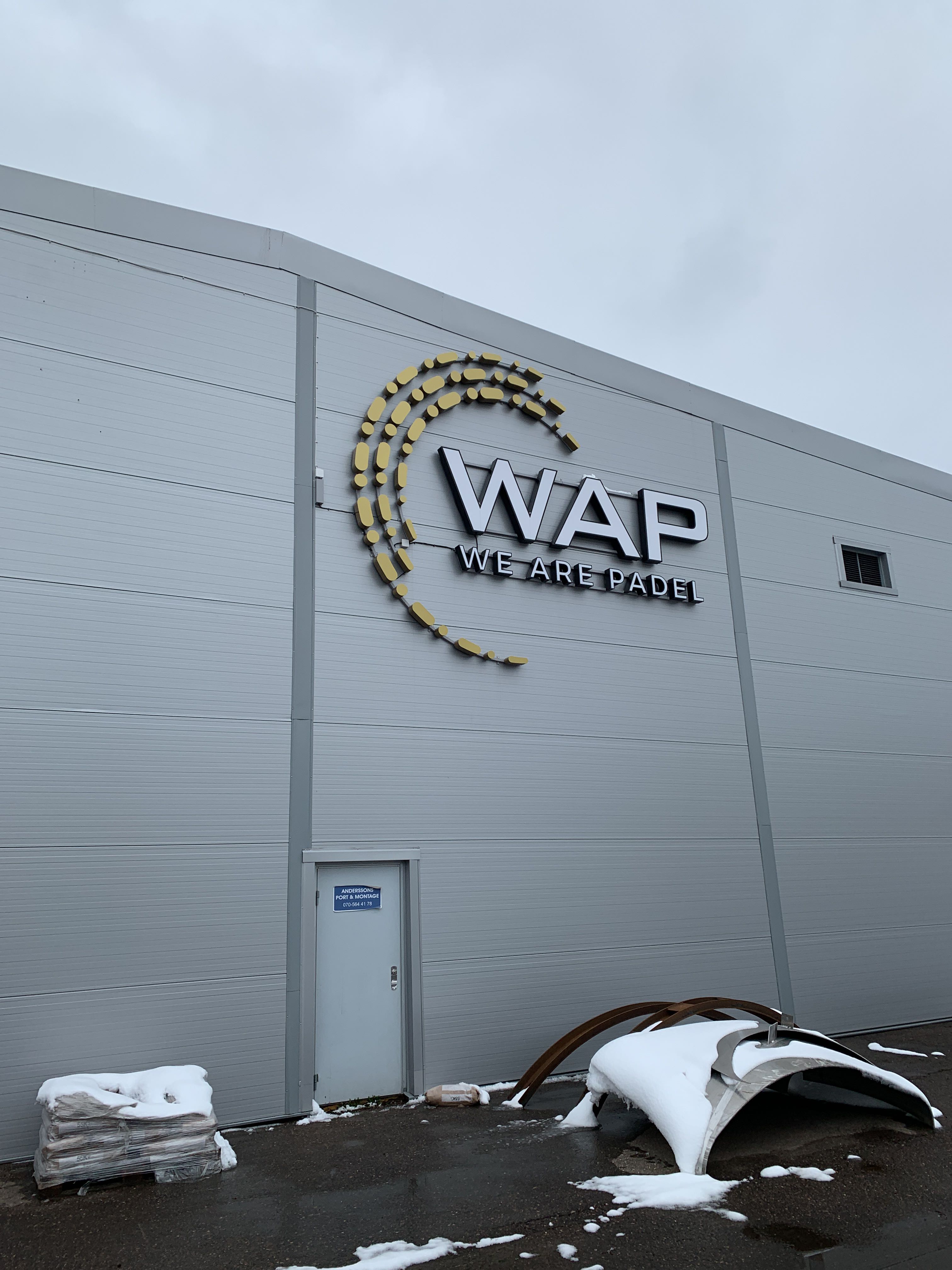 Illuminated facade sign WAP - PS Auction - We value the future ...