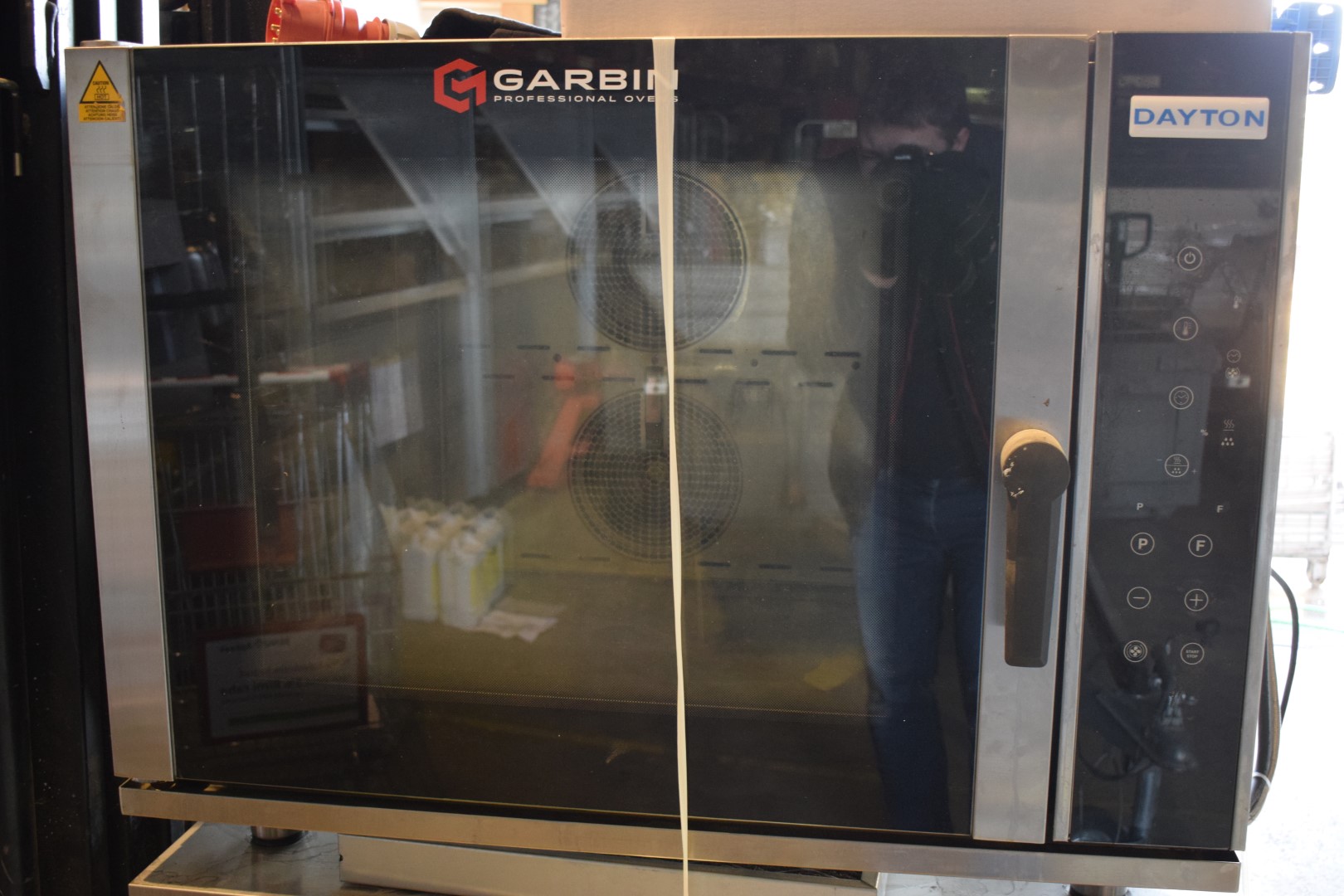 Garbin oven and cupboard - PS Auction - We value the future - Largest ...