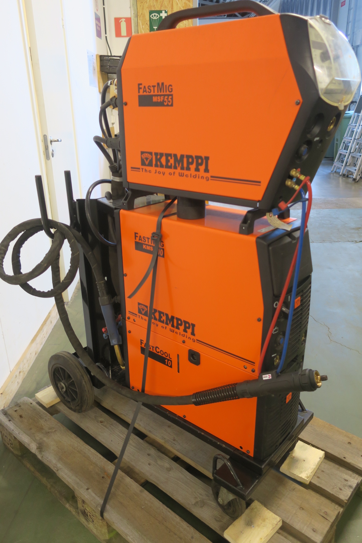Mig welding machine Kemppi FastMig KMS 400 Synergic - PS Auction - We ...