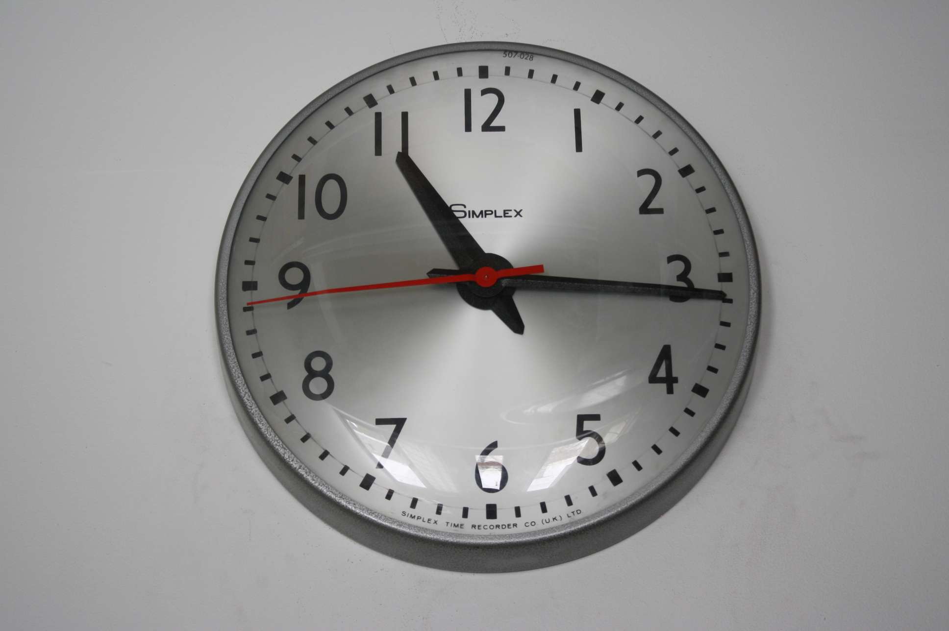 Simplex wall clock - PS Auction - We value the future - Largest in net ...