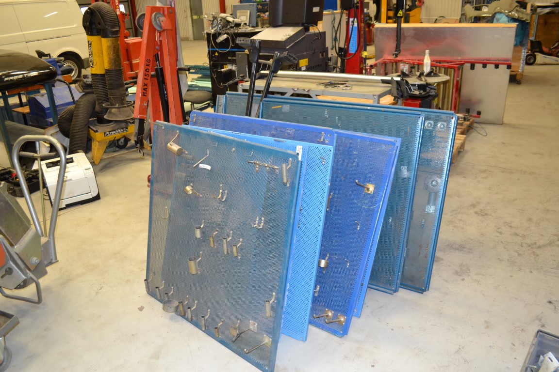 Tool panels - PS Auction - We value the future - Largest in net auctions
