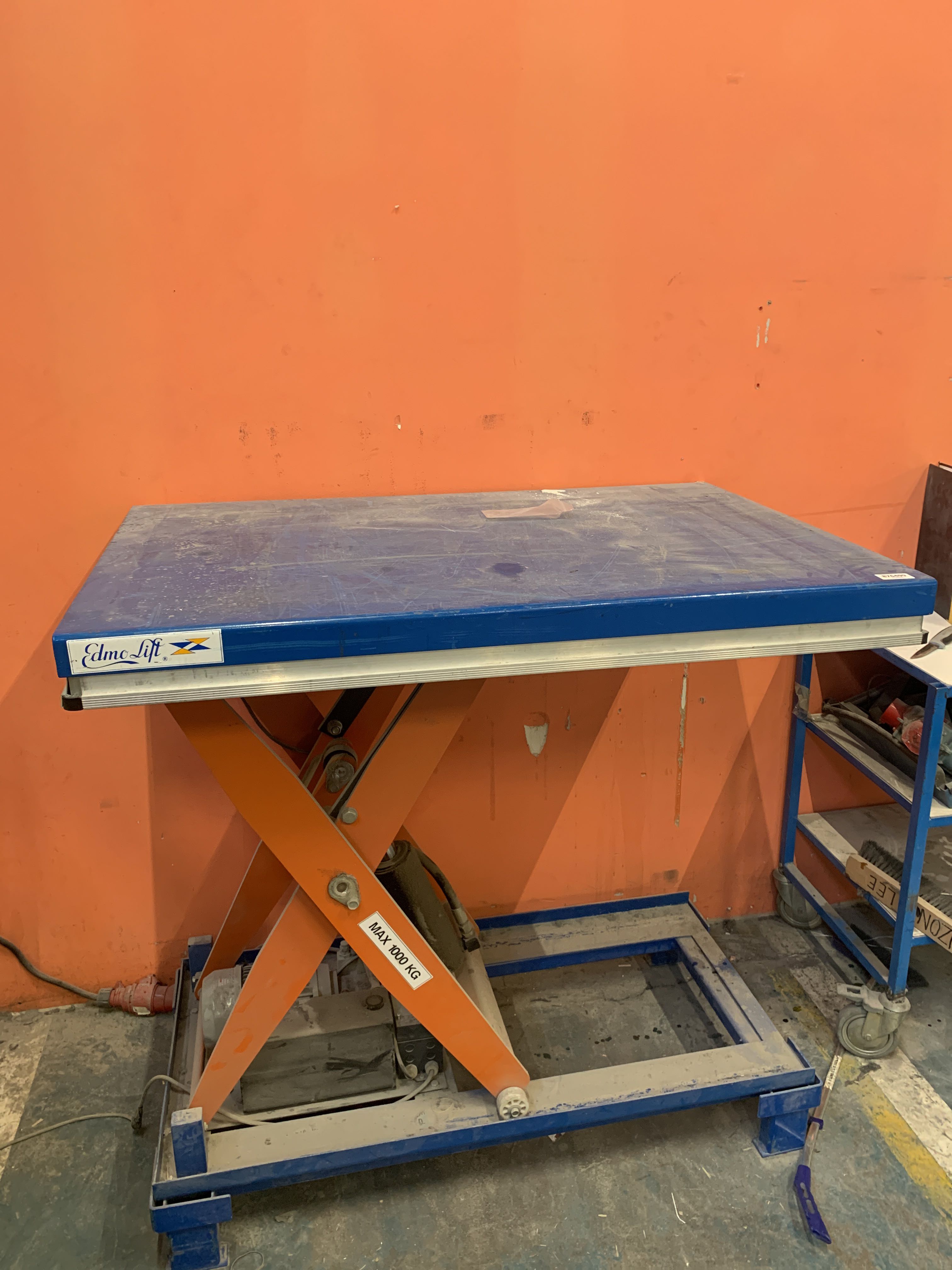 Lifting table Edmo Lift 1000kg - PS Auction - We value the future ...