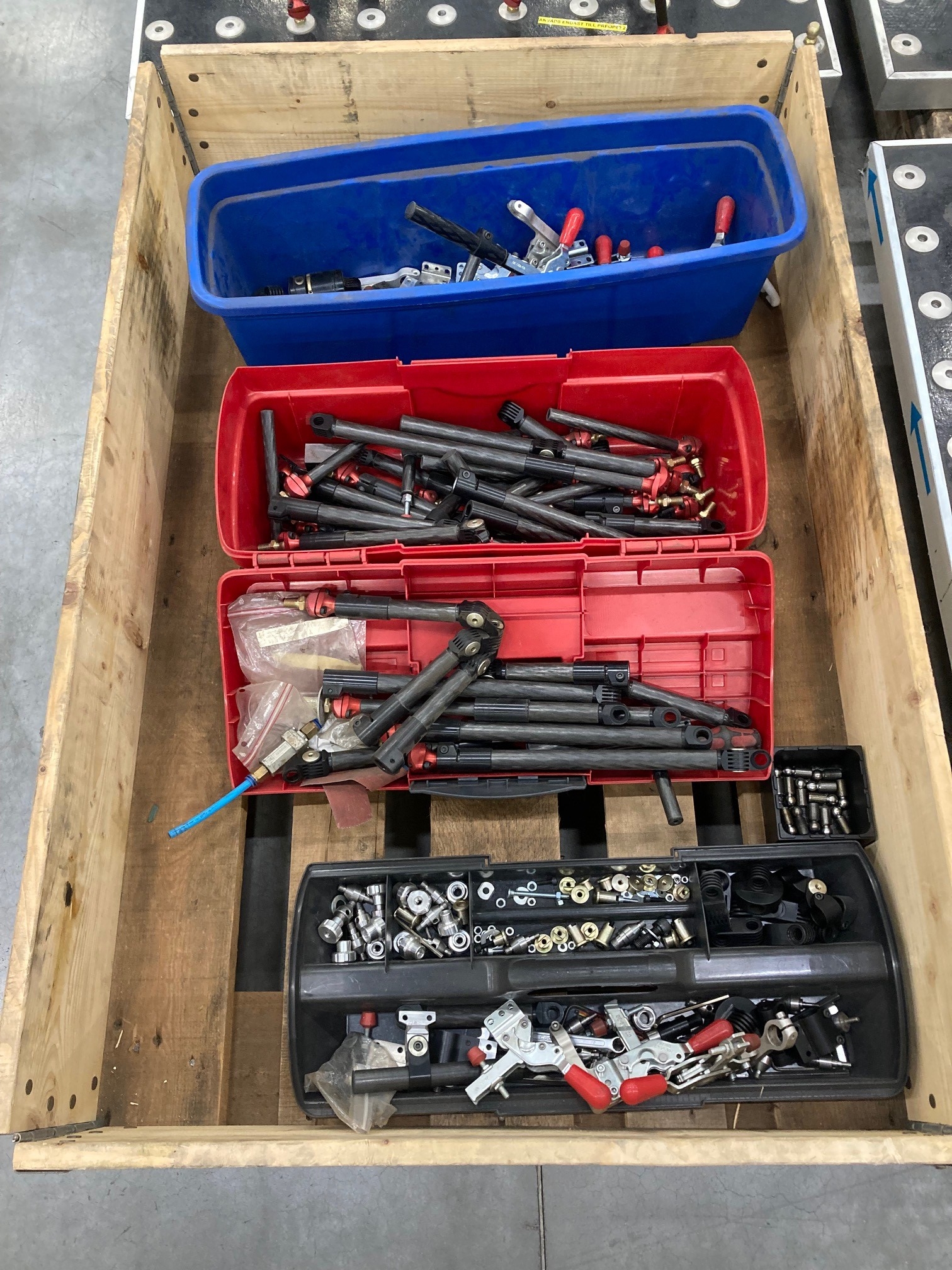 Modulära fixturer Tetrafix med tillbehör - Auktioner online ...