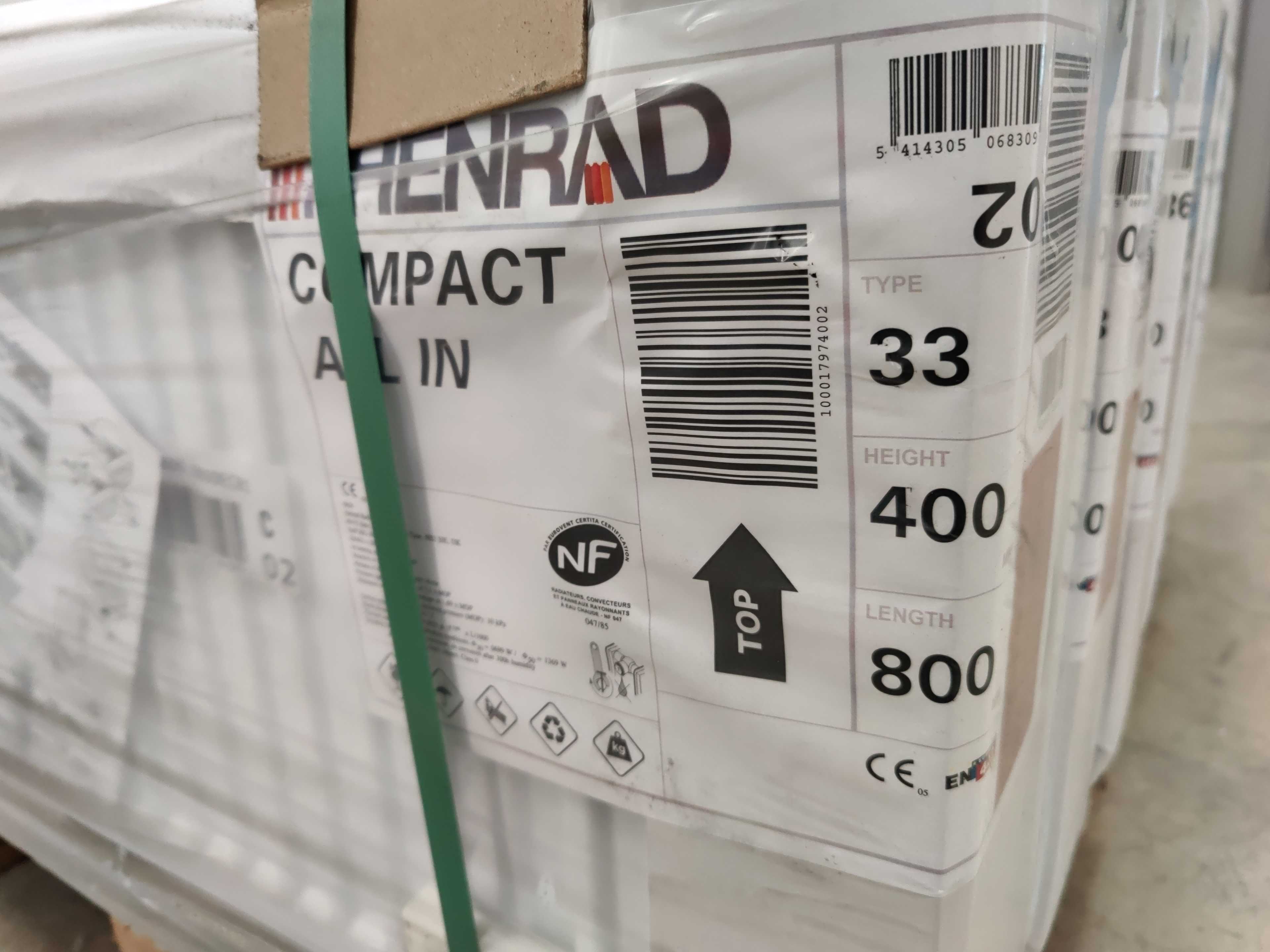 7 st Radiatorer Henrad Compact All In 33 400x800 mm - Auktioner online ...