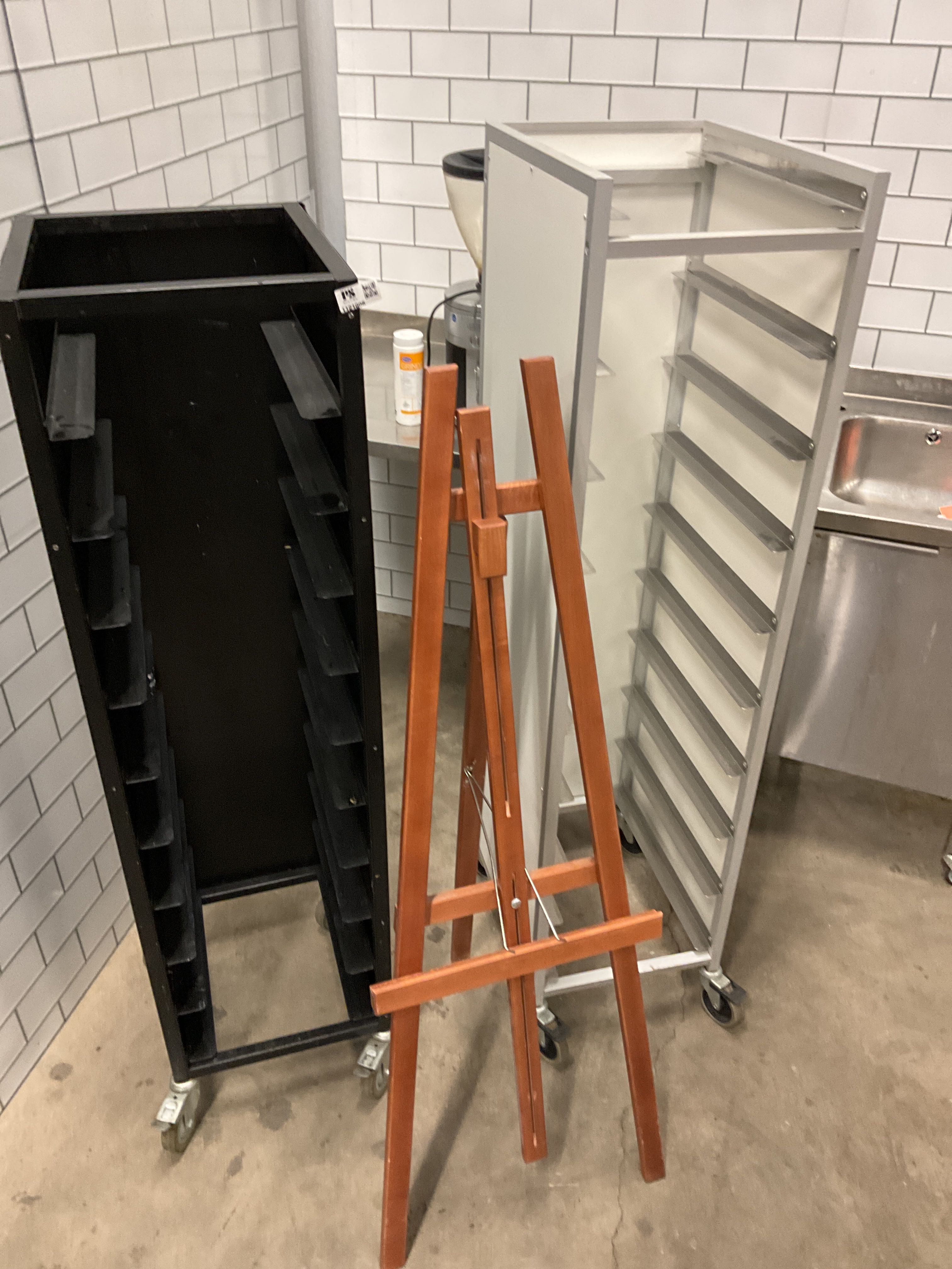 brickvagnar och stafli - Auktioner online - Nätauktioner ...