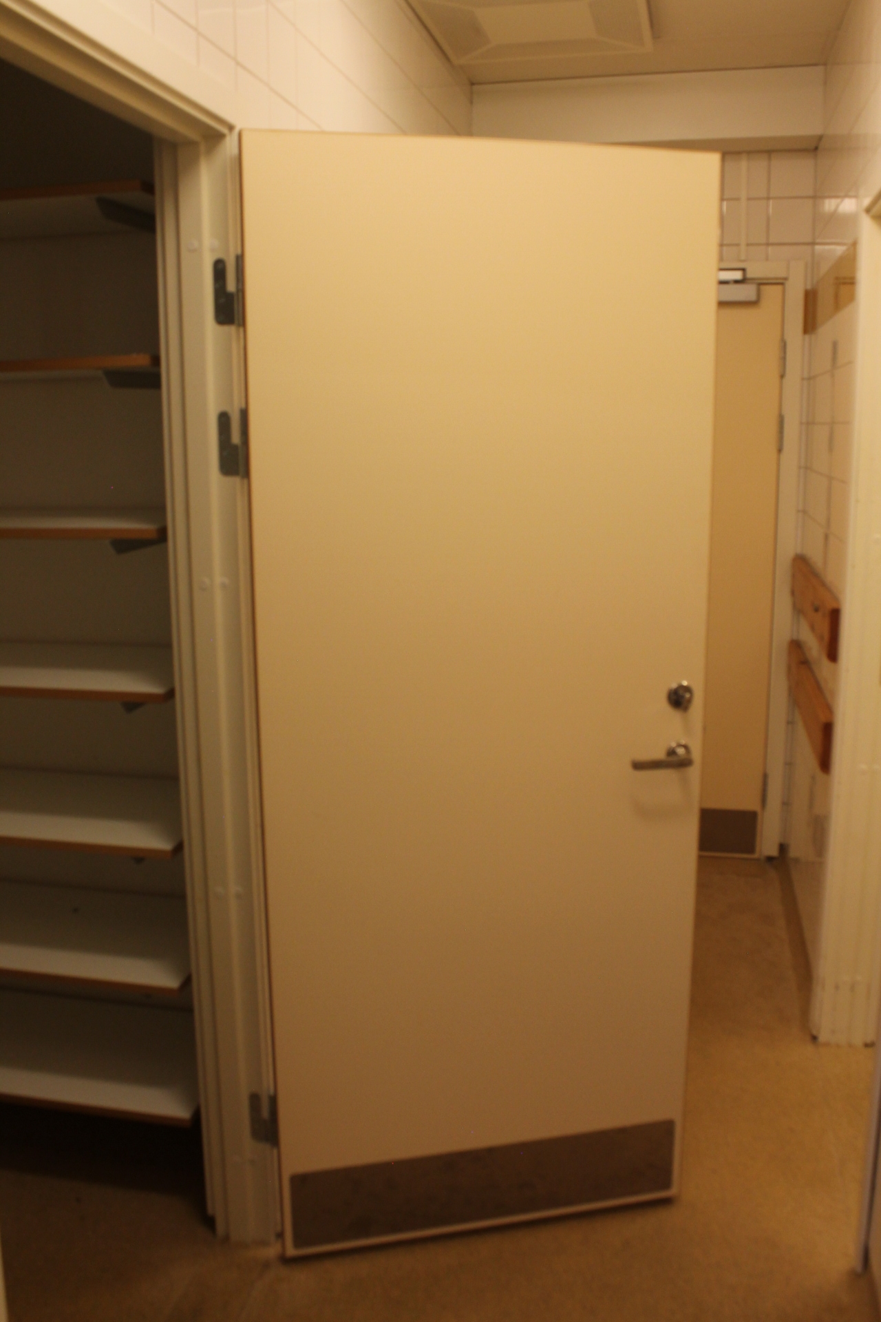 Interior doors - PS Auction - We value the future - Largest in net auctions