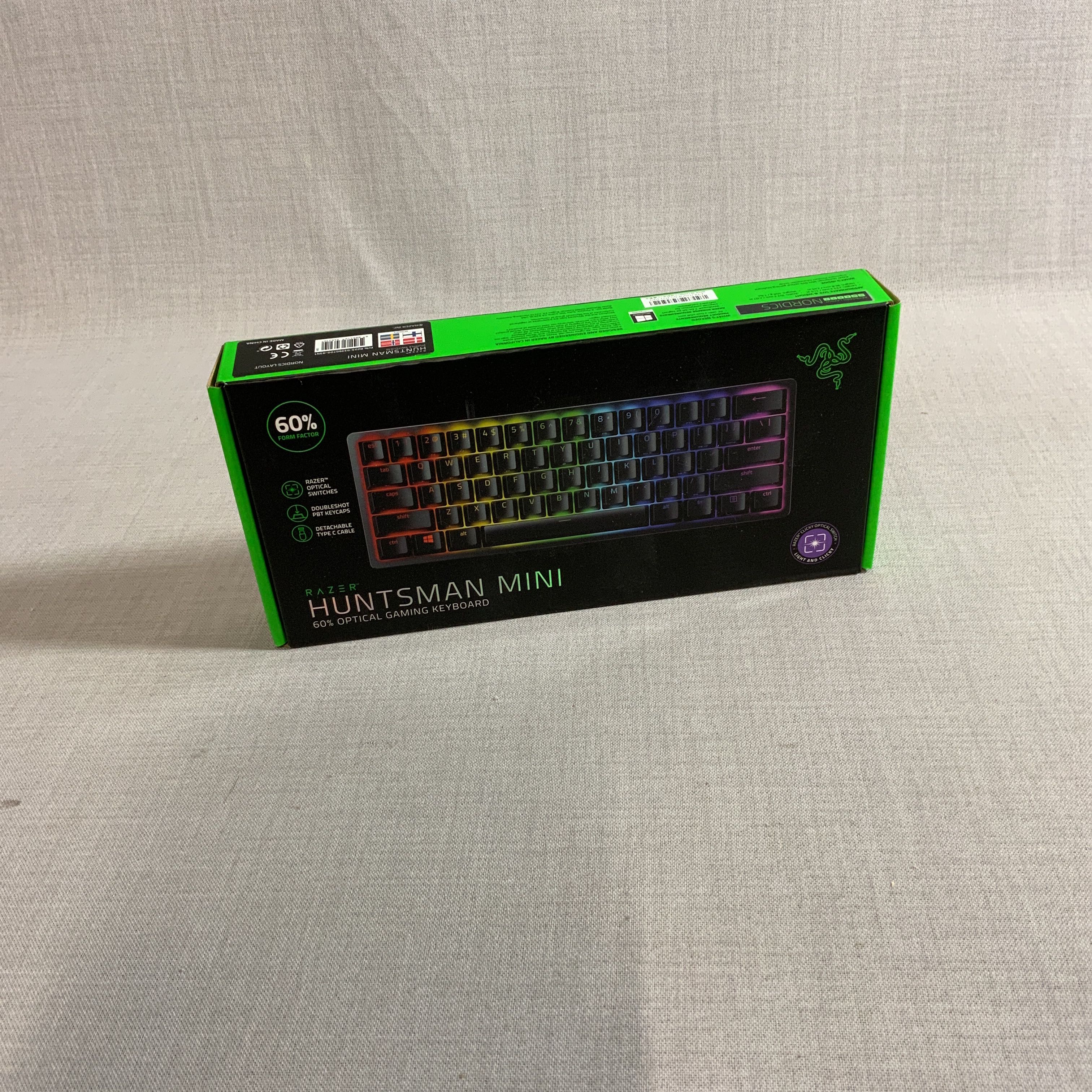 Gaming tangentbord Razer Huntsman Mini svart - Auktioner online ...
