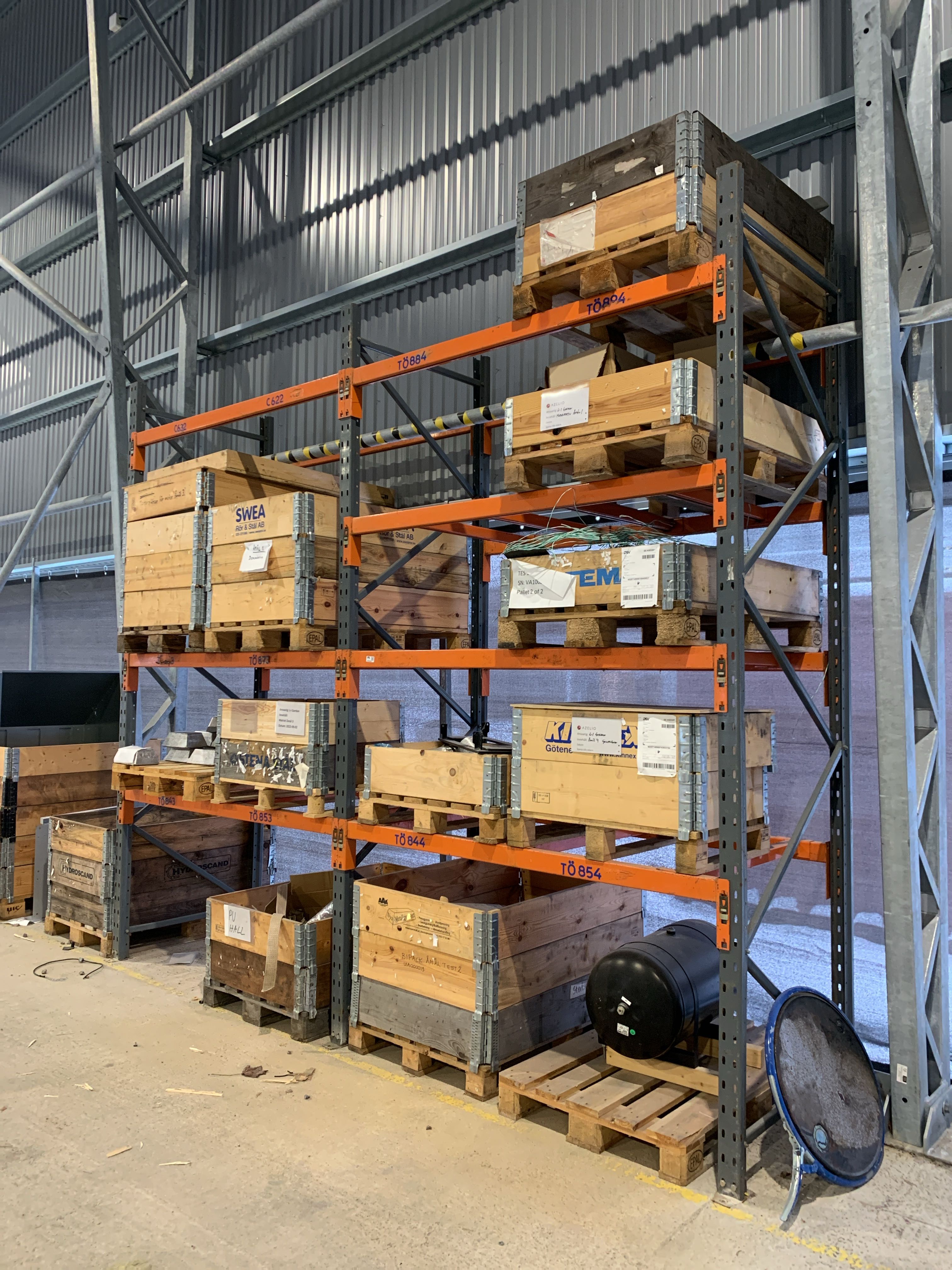 Pallet rack 2 sections - PS Auction - We value the future - Largest in ...