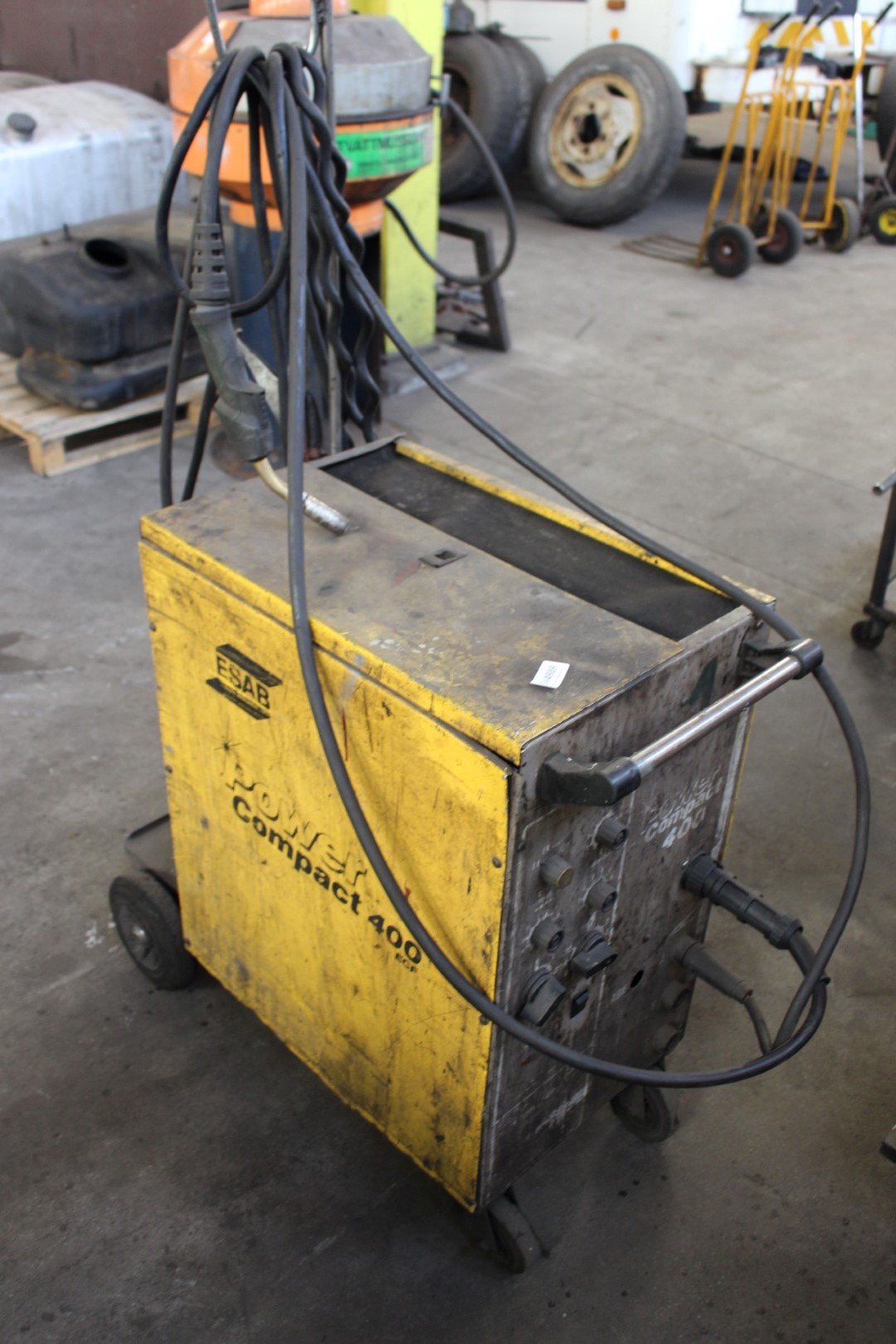 MIG-svets ESAB Power Compact 400 - Auktioner online - Nätauktioner ...