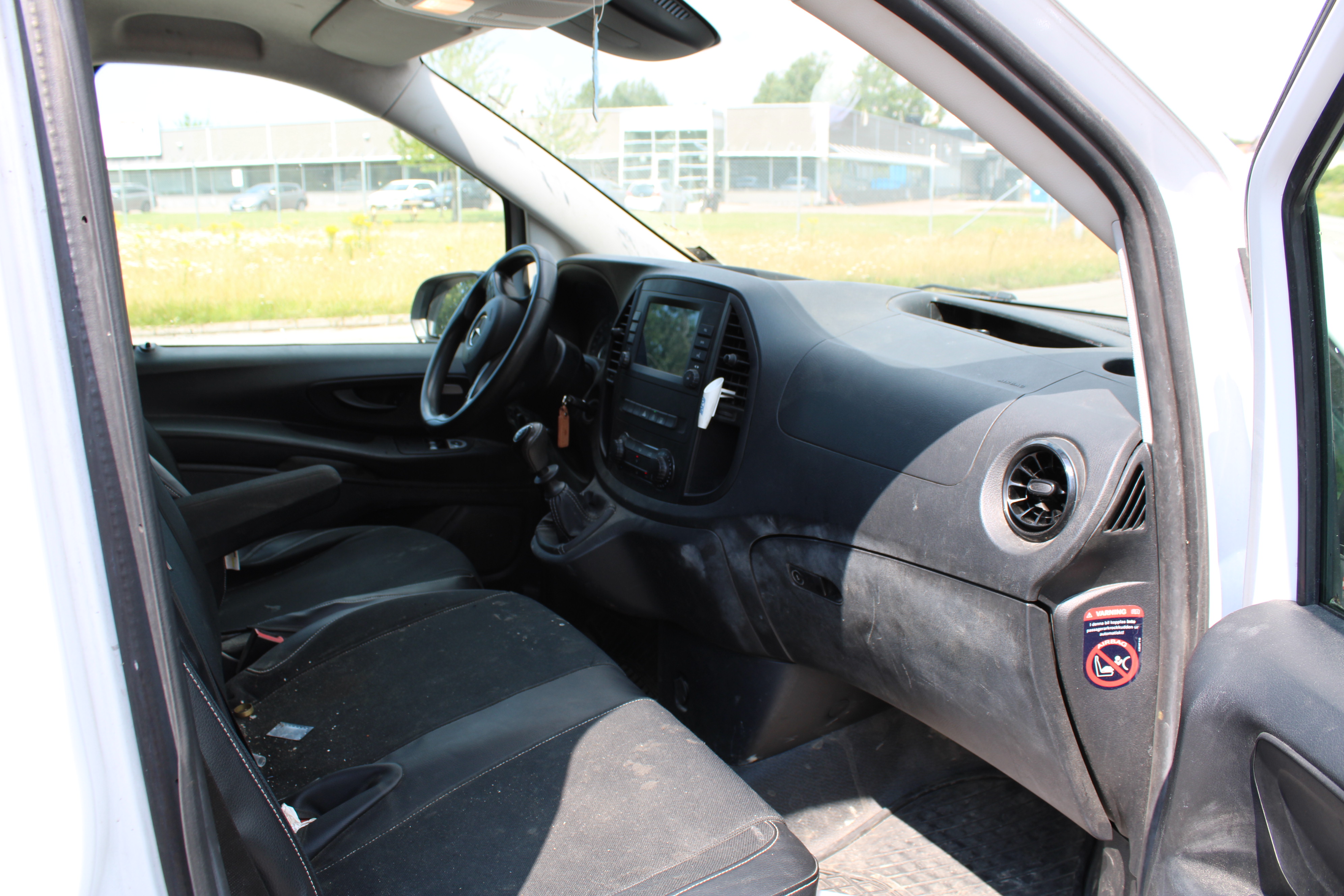 Mercedes-Benz Vito 114 CDI 2.8t Manuell, 136hk, 2021 - Auktioner online - Nätauktioner ...