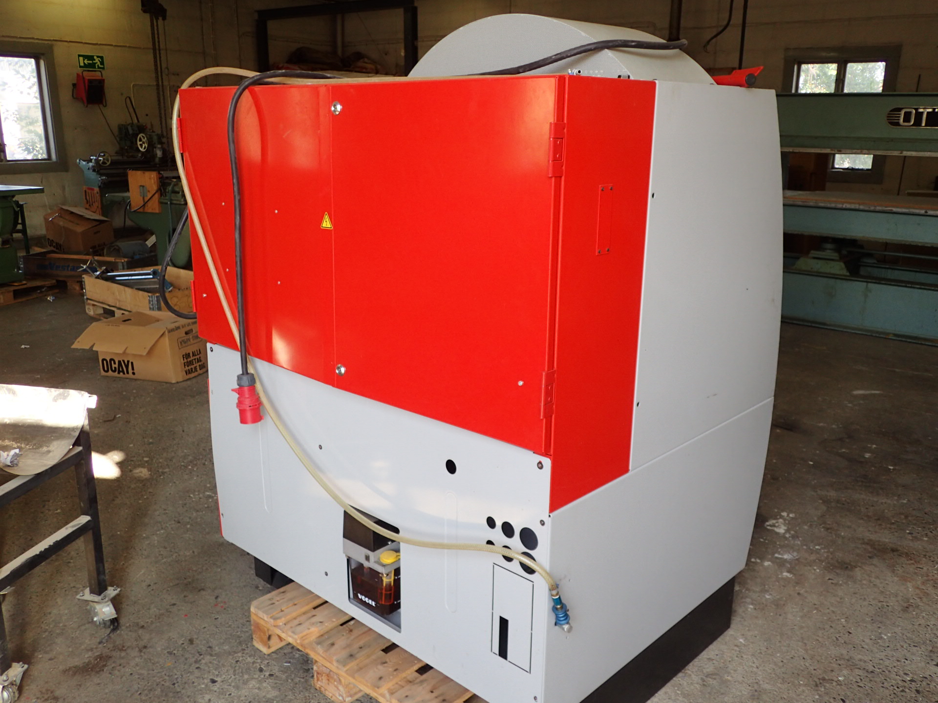 Flerop. machine EMCO PC Mill 155 - PS Auction - We value the future ...