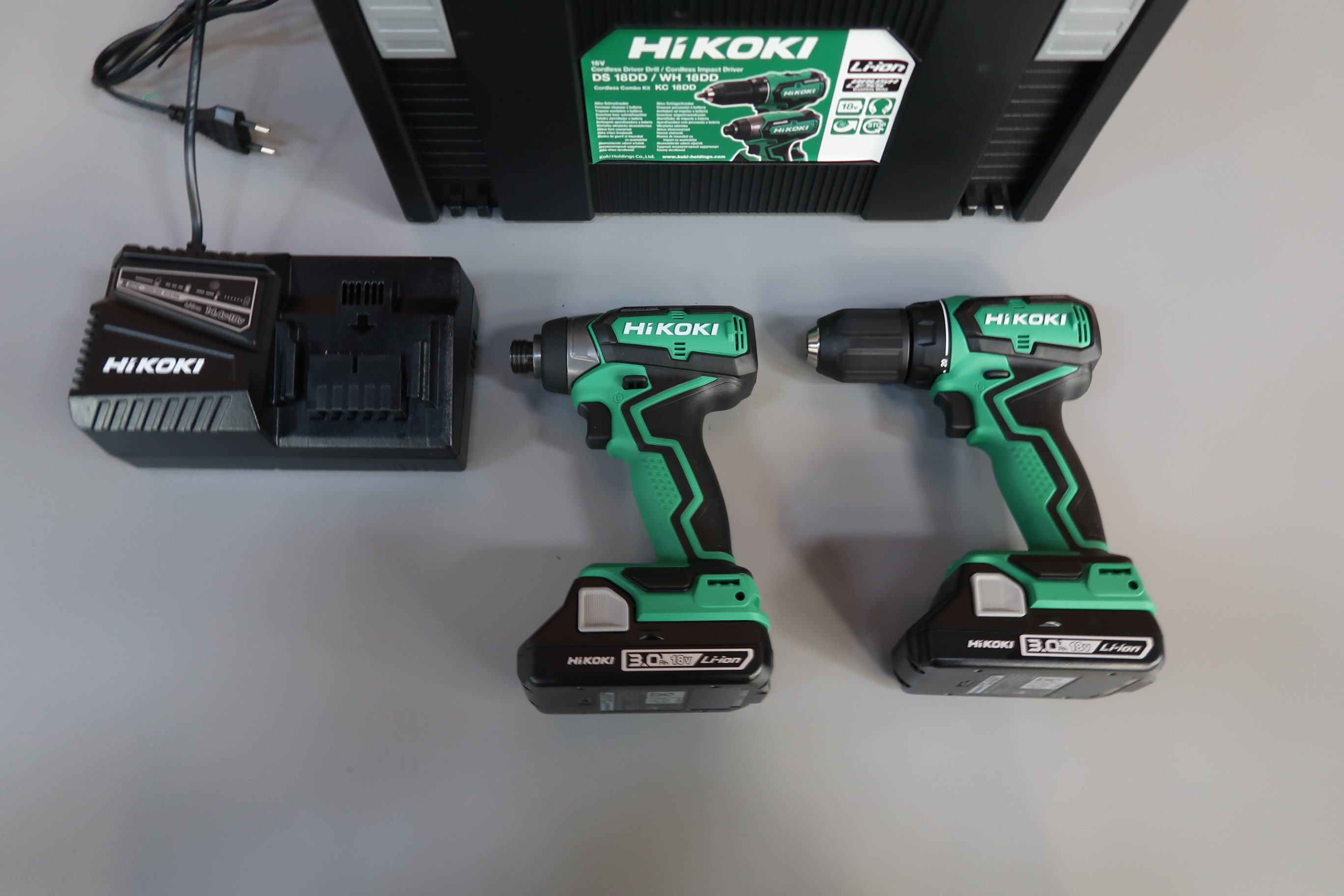 Verktygspaket Hikoki DS18DD skruvdragare + WH18DD 18V 2 x 3,0 Ah batteri och laddare - Auktioner ...