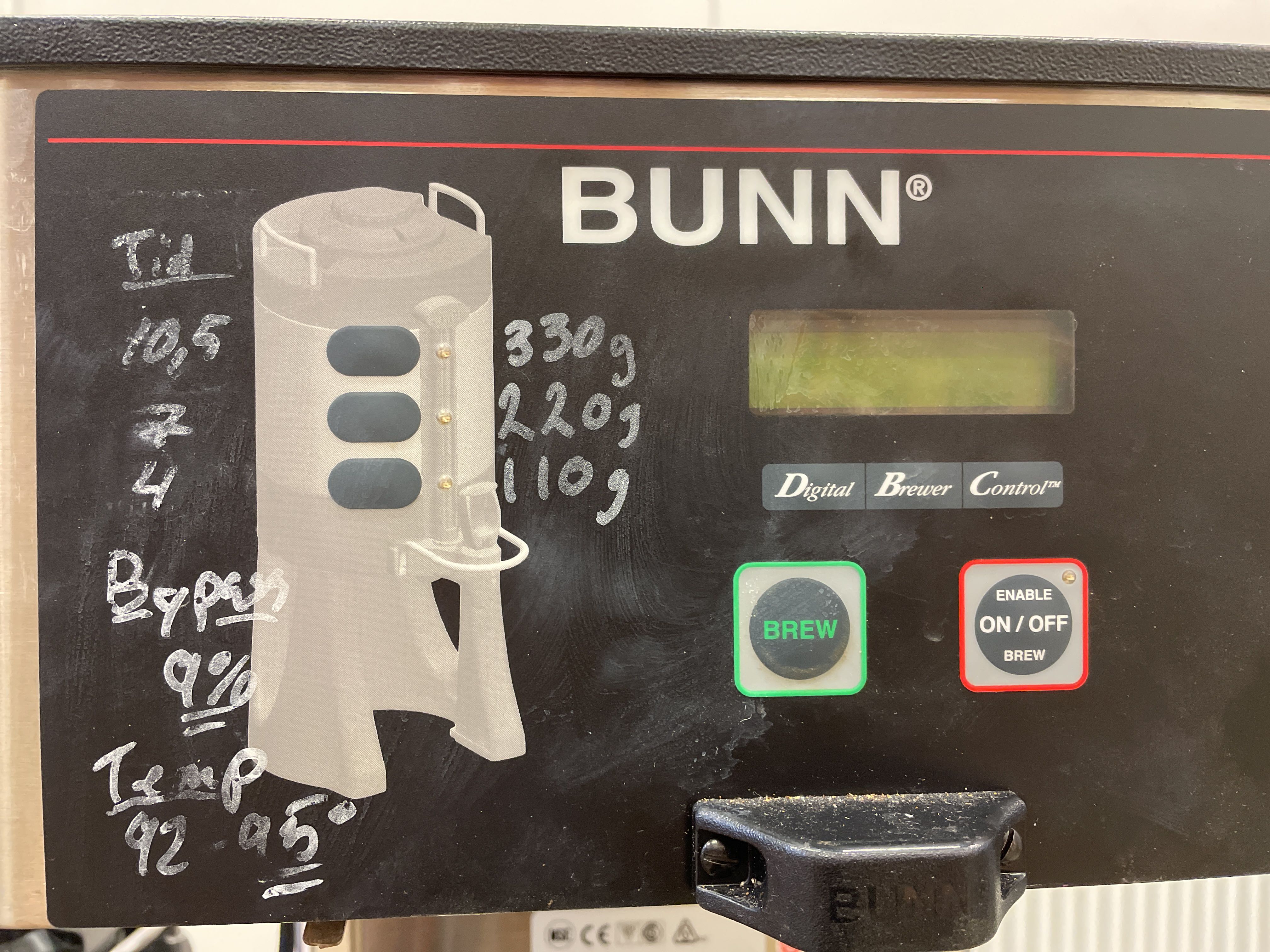 Kaffebryggare Bunn ICB Tower inklusive 4 x Bunn Termosar 6l - Auktioner ...