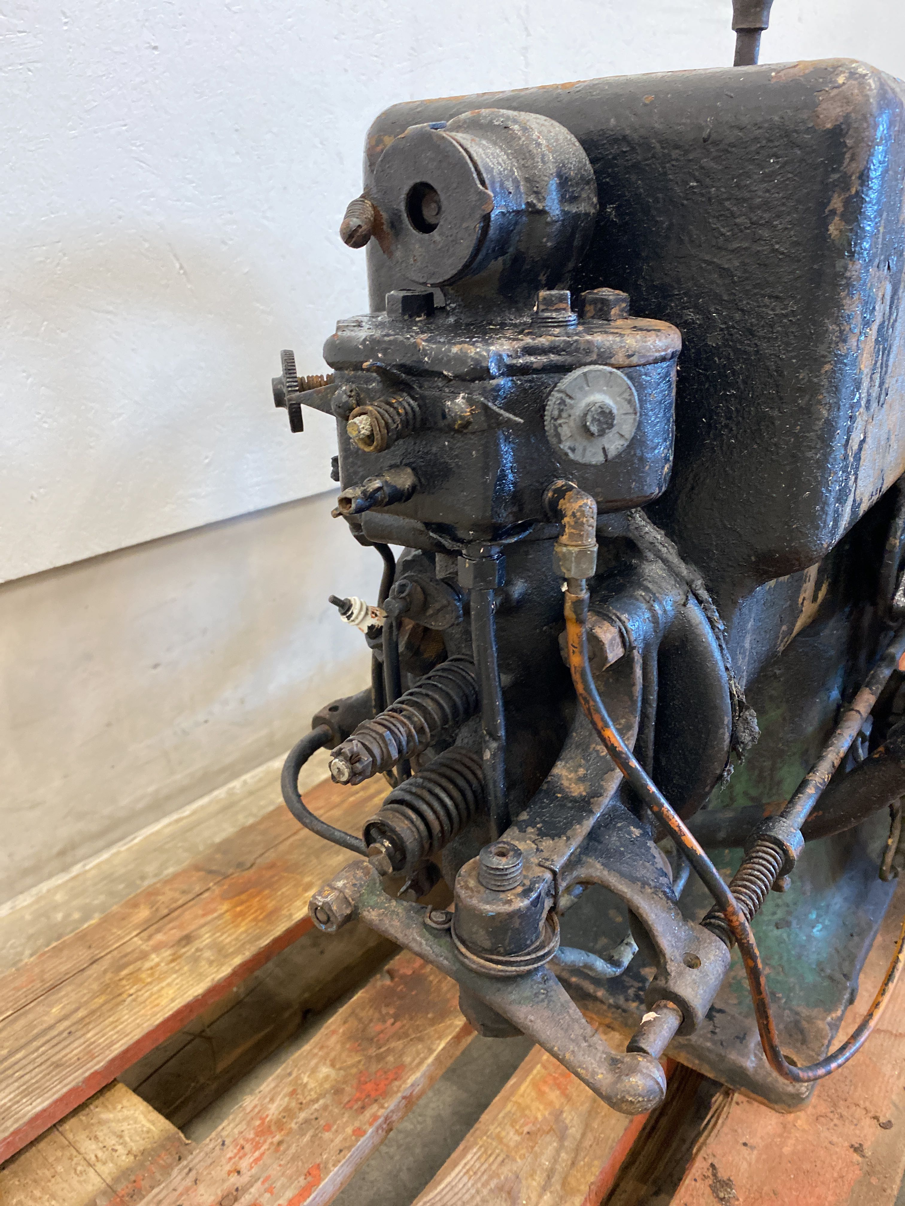 Crude oil engine (updated info) - PS Auction - We value the future ...
