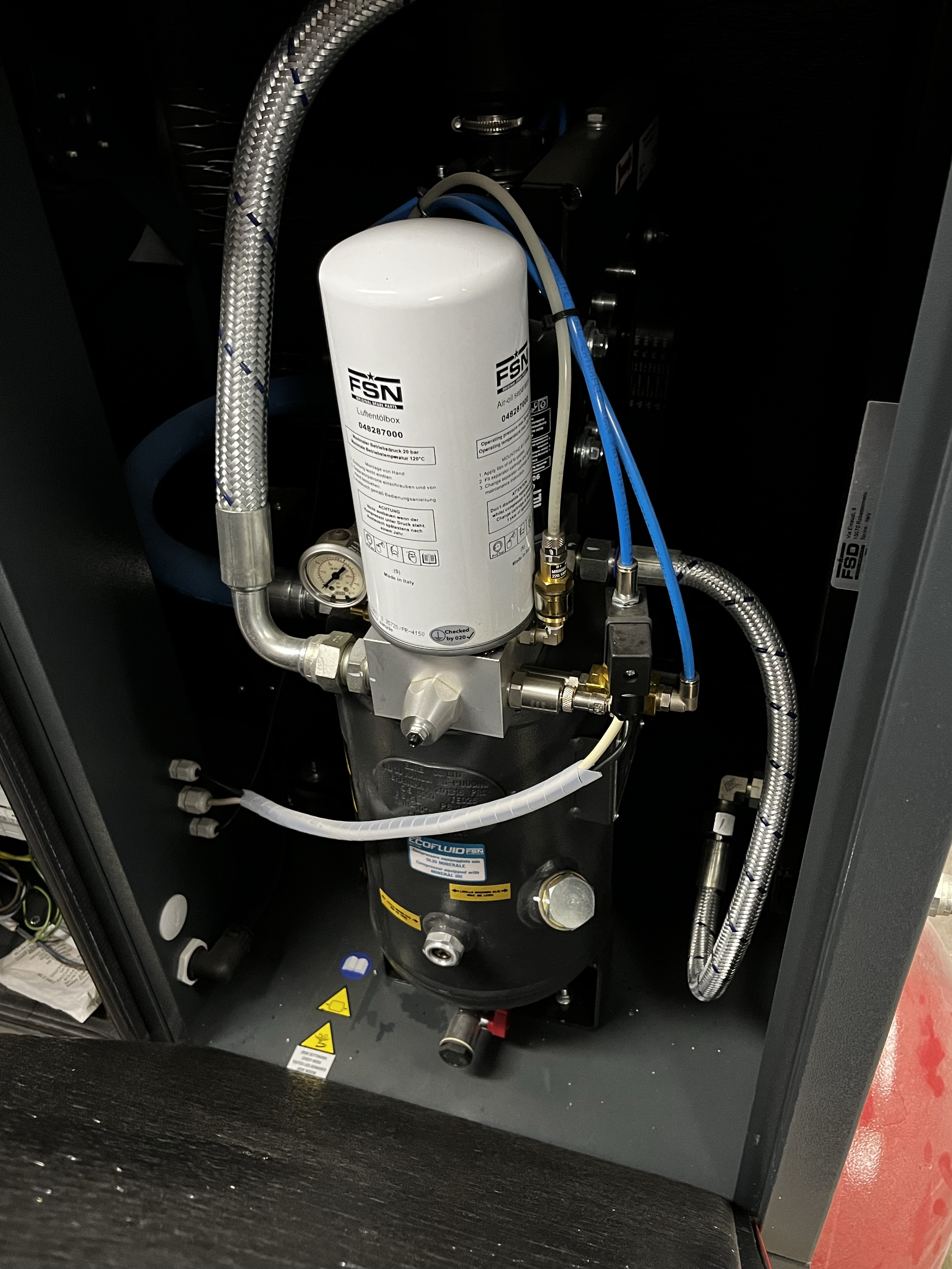 Compressor with refrigeration dryer, Shamal Storm 8-08-270 / FSN RD17 ...