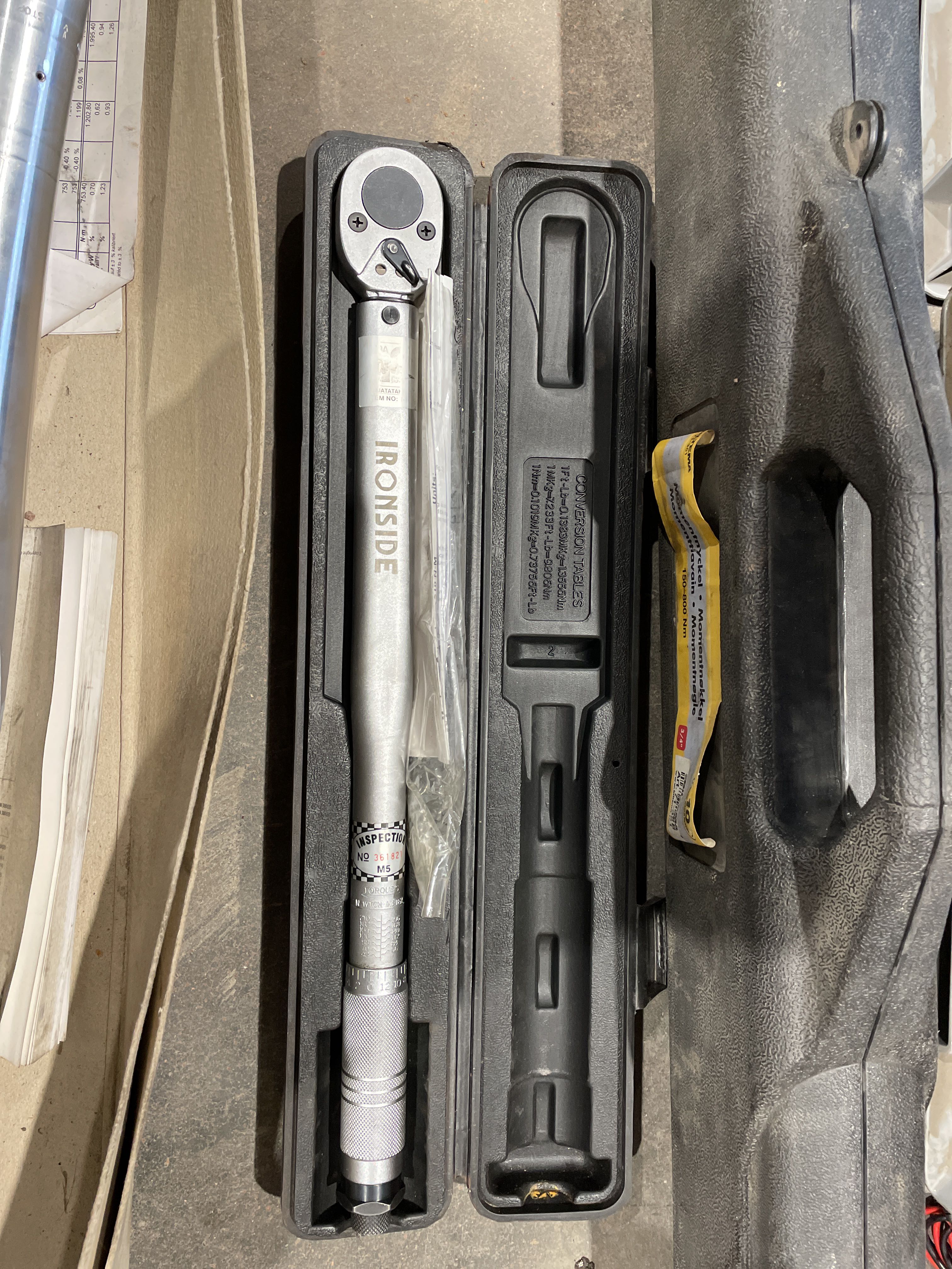 Momentnyckel 1" Typ E Nr. 8564-01 750-2000Nm - Auktioner online ...