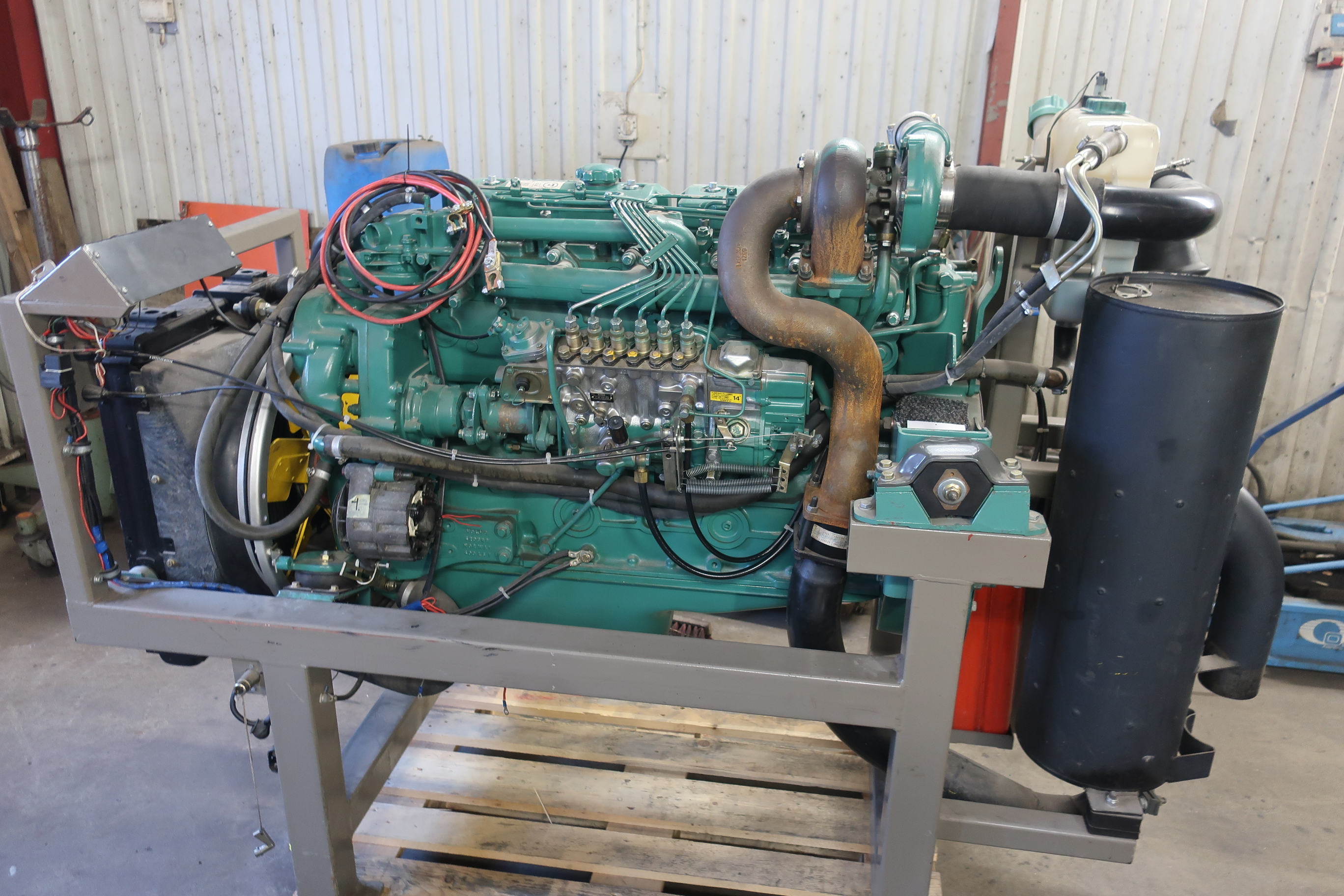 Engine, VOLVO TD 63 E, (unscrewed) - PS Auction - We value the future ...