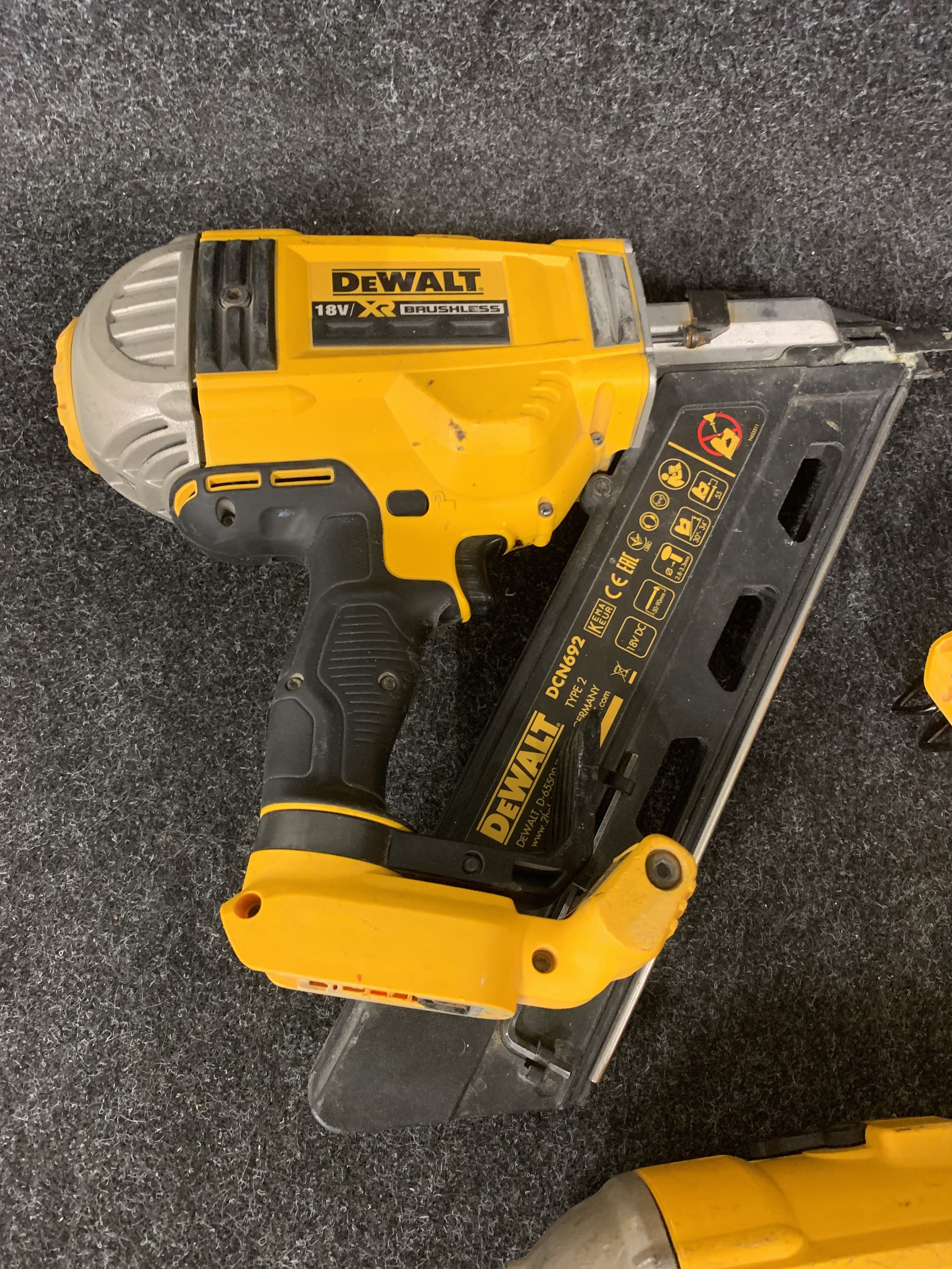 Verktygspaket DeWalt - Auktioner online - Nätauktioner ...