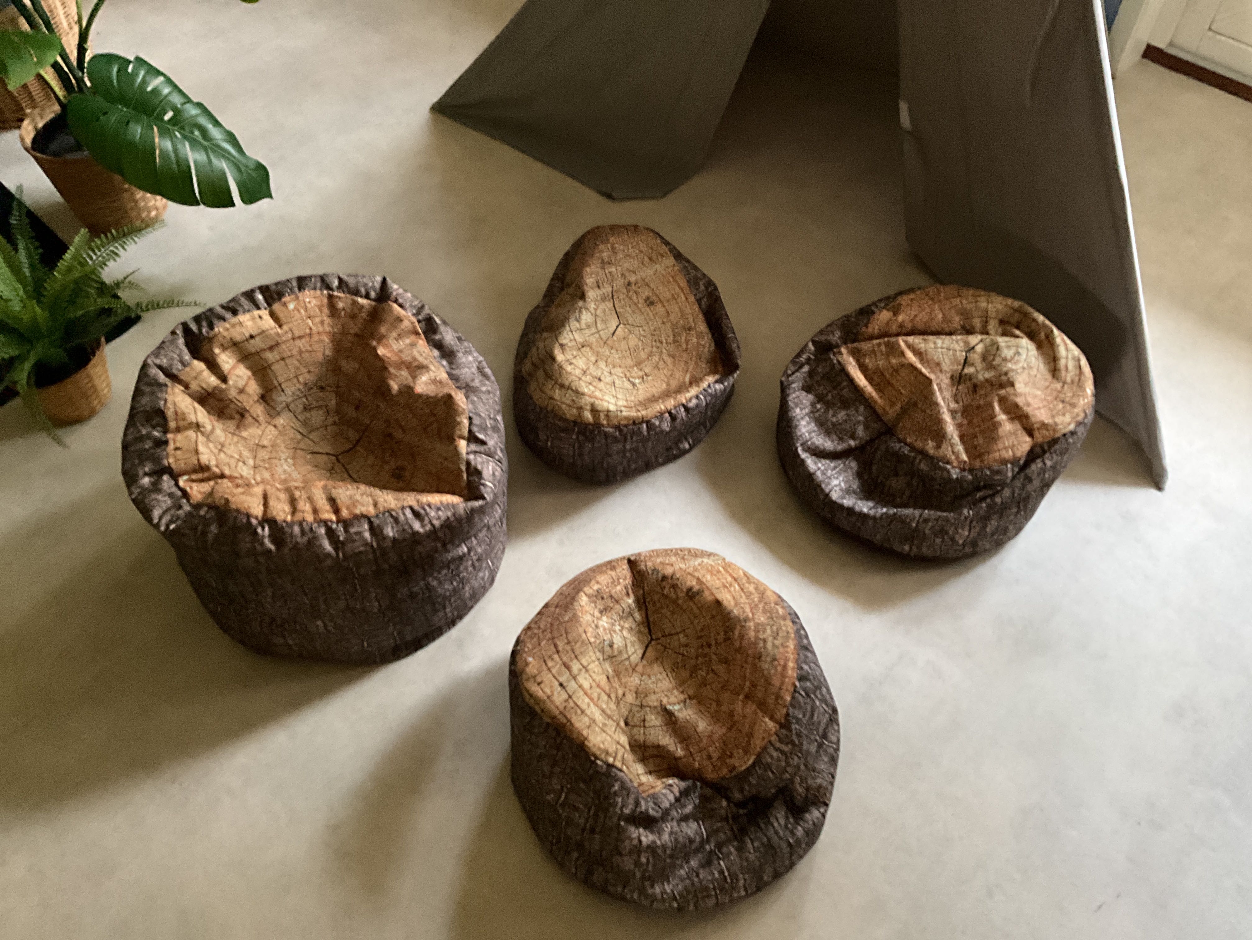 Everything in the room - PS Auction - We value the future - Largest in ...