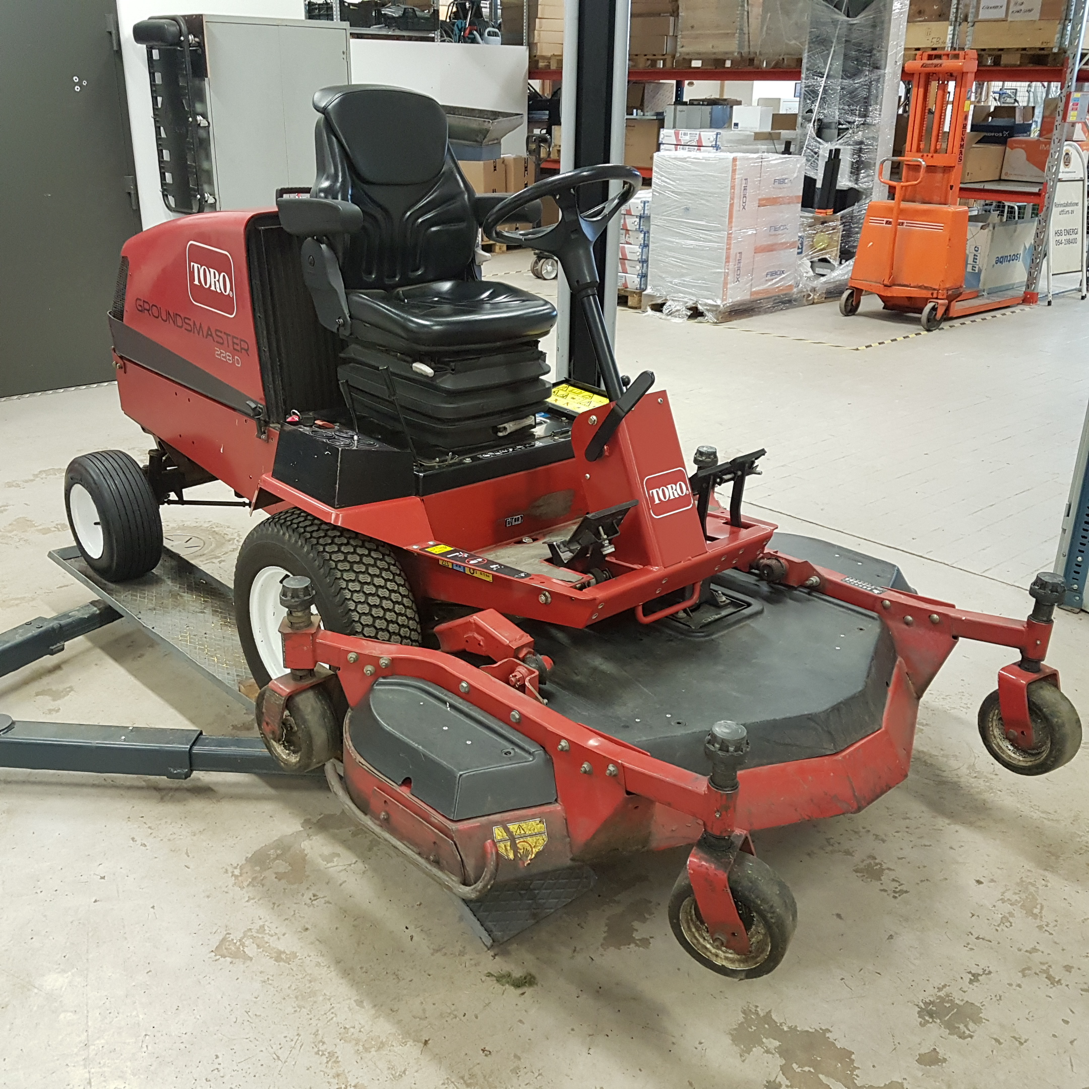 Toro Groundsmaster 228D - PS Auction - We value the future - Largest in ...