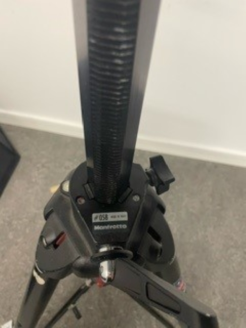 Kamerastativ Manfrotto 058 - Auktioner online - Nätauktioner & Konkursauktioner | PS Auction