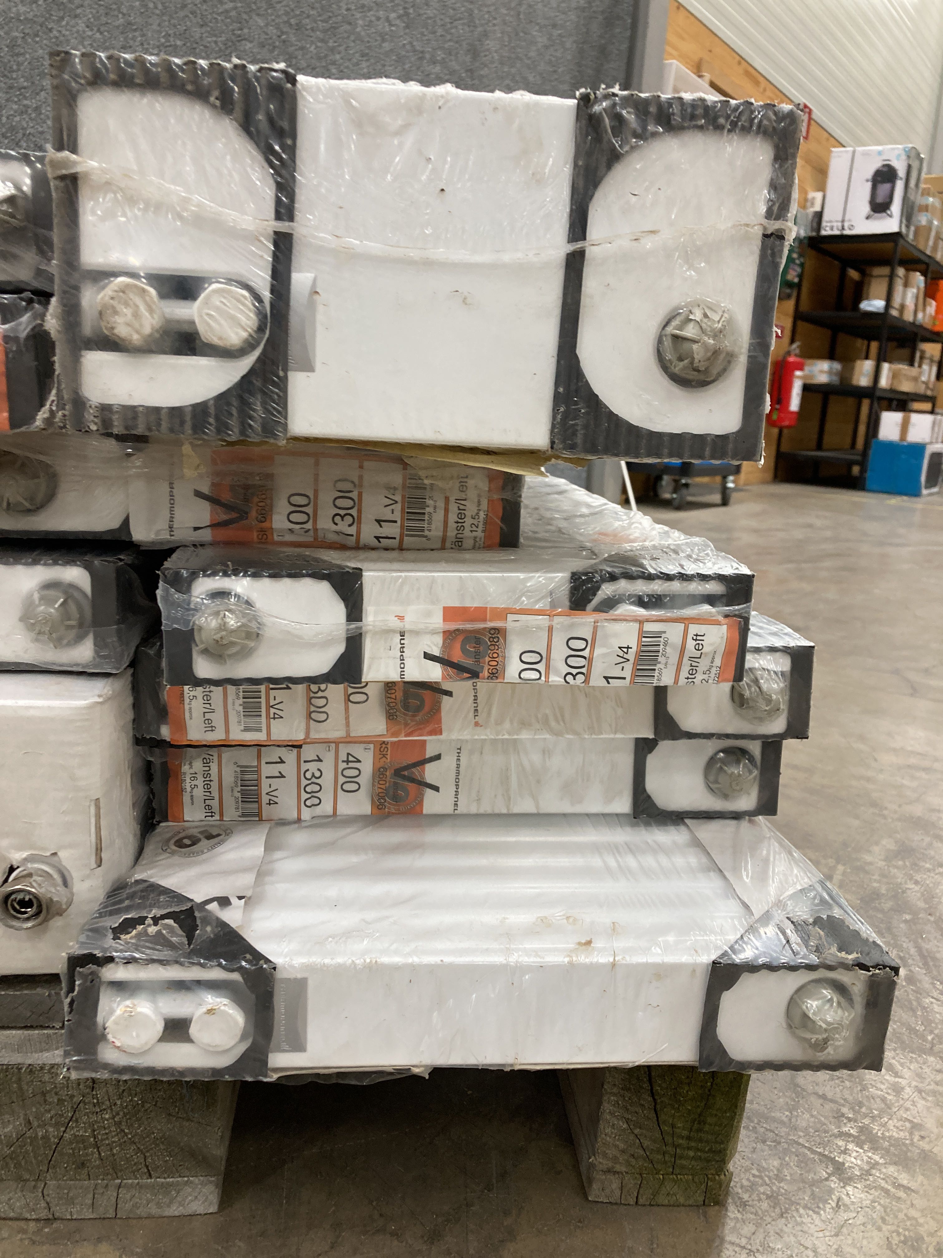 Radiators Thermopanel - PS Auction - We value the future - Largest in ...