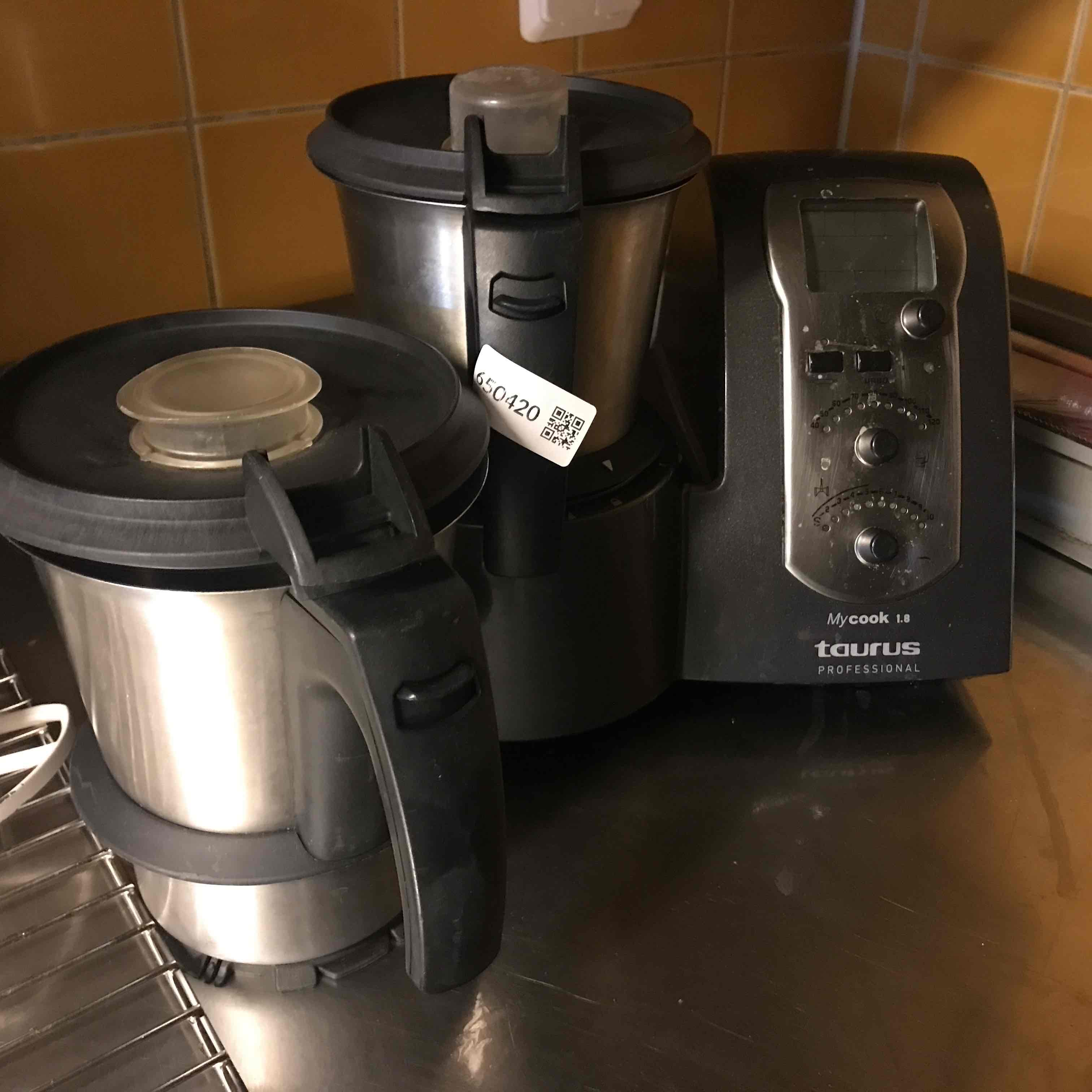 Matberedare Taurus Professional Mycook 1.8 med två behållare + Hotmix ...