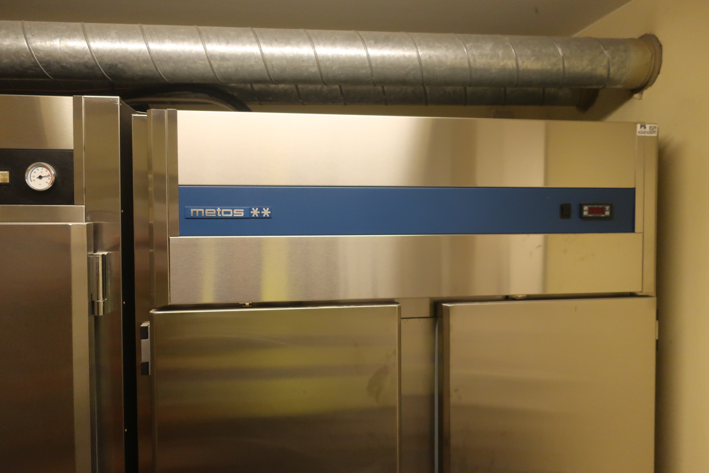 Refrigerators and freezers for e.g. restaurant, Metos and Accord - PS ...
