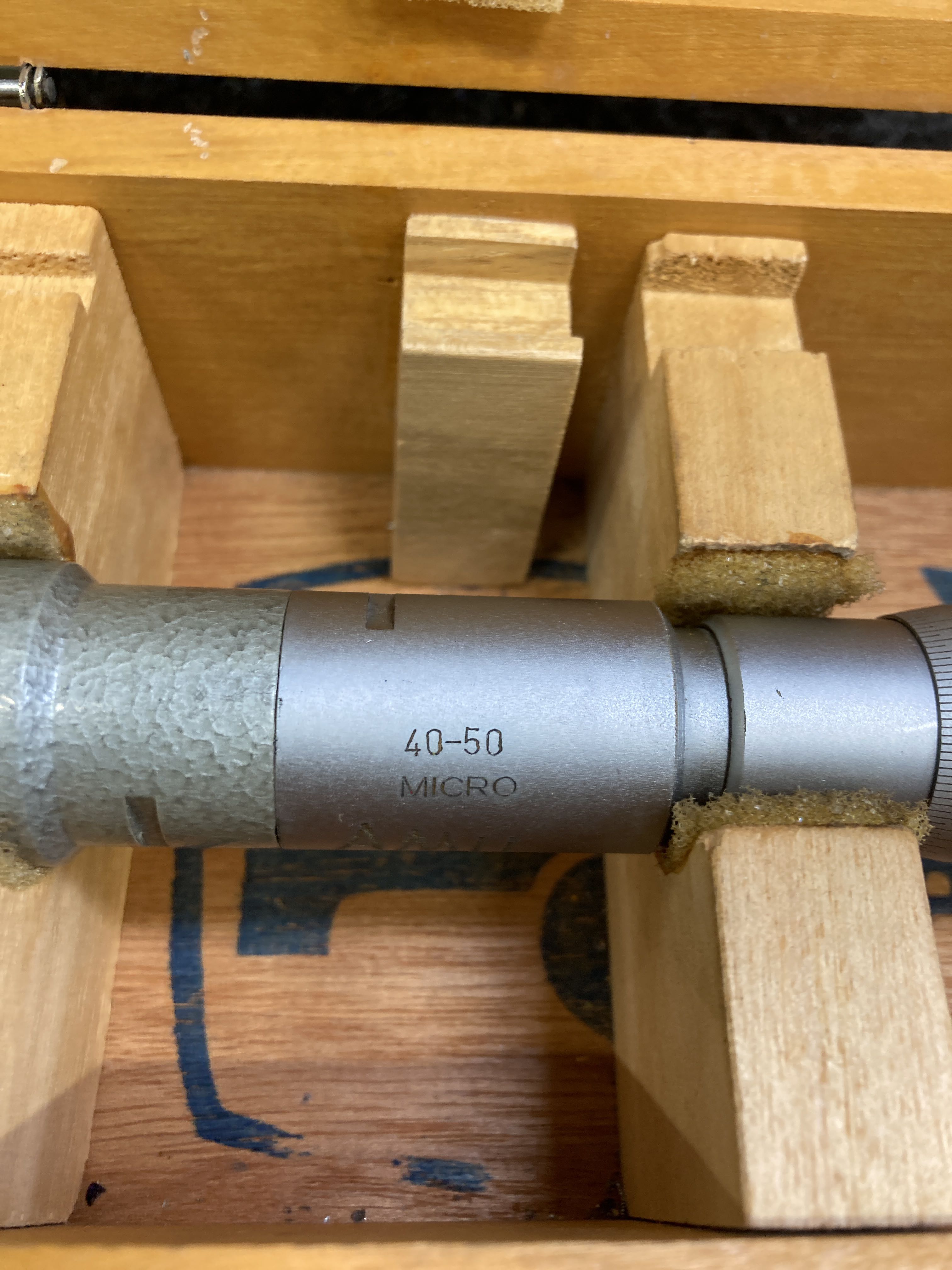 3-point micrometer Intrimic 40-50 mm - PS Auction - We value the future ...
