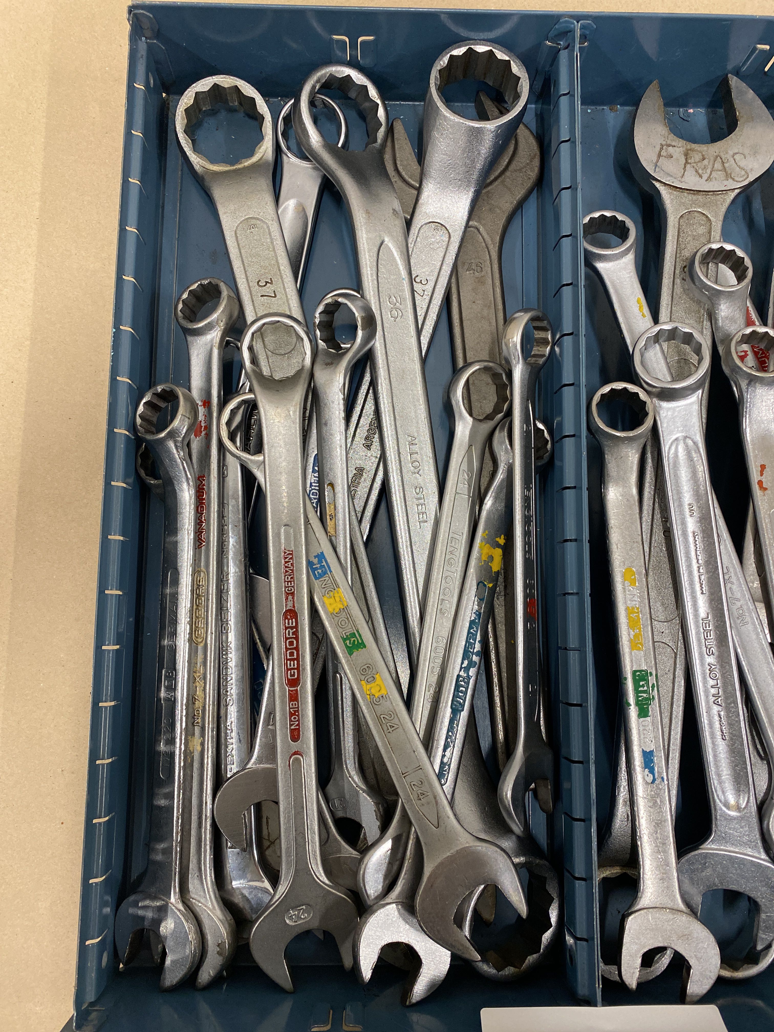 Fixed keys etc. - PS Auction - We value the future - Largest in net ...