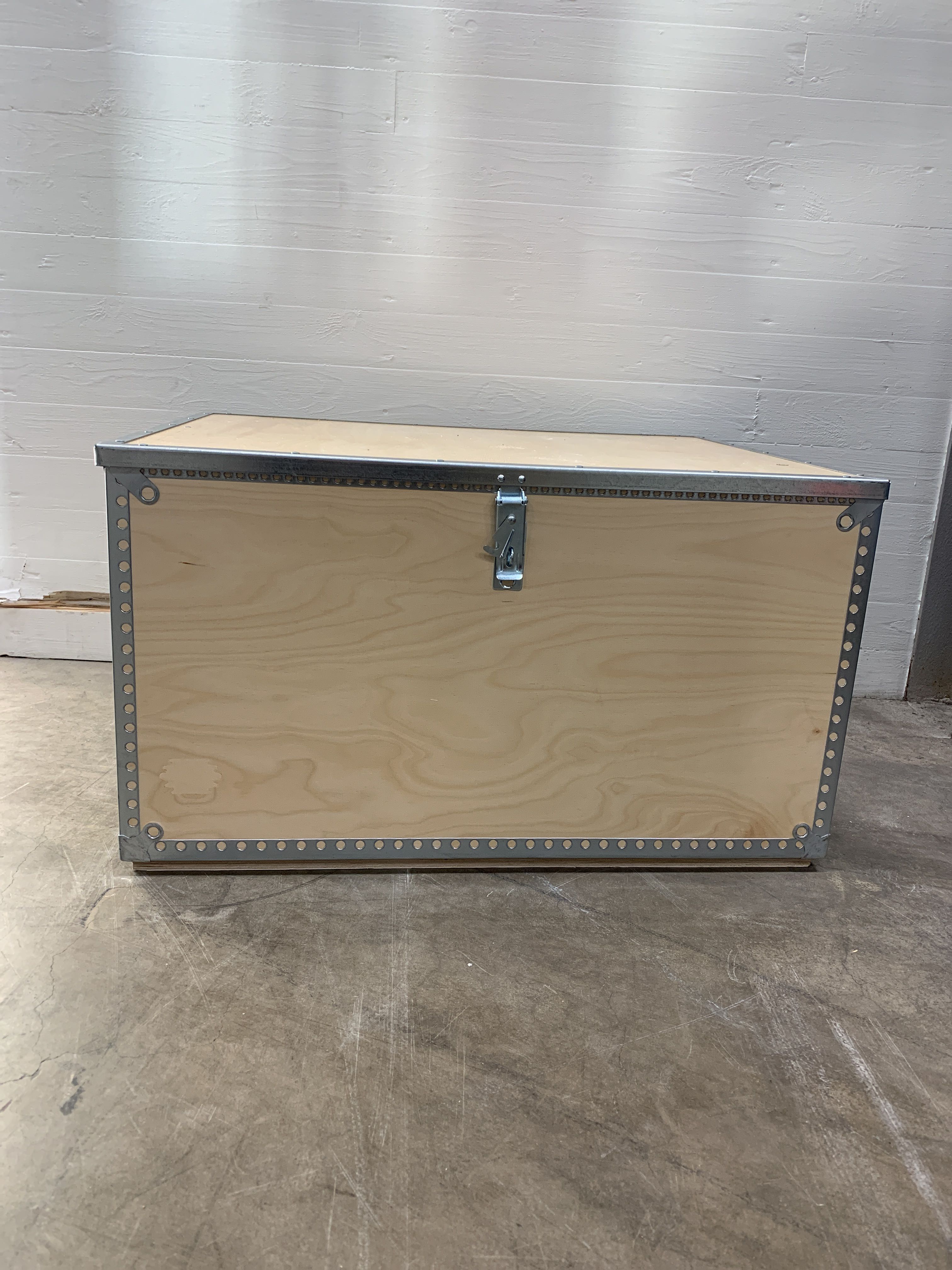 Toolbox Nefab 2300801 - PS Auction - We value the future - Largest in ...