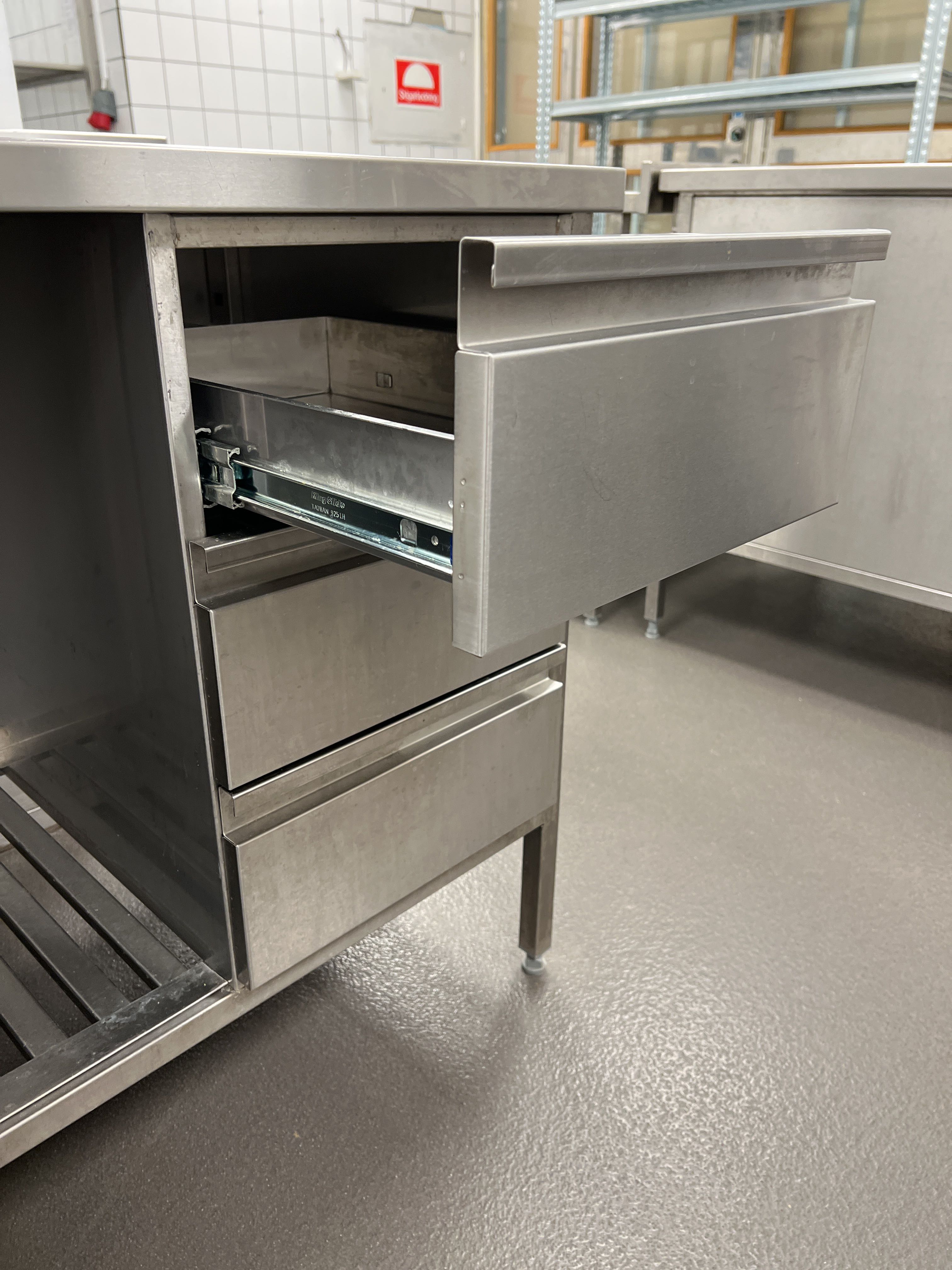 Blast chiller, Haglunds with top plate 160 cm - PS Auction - We value ...