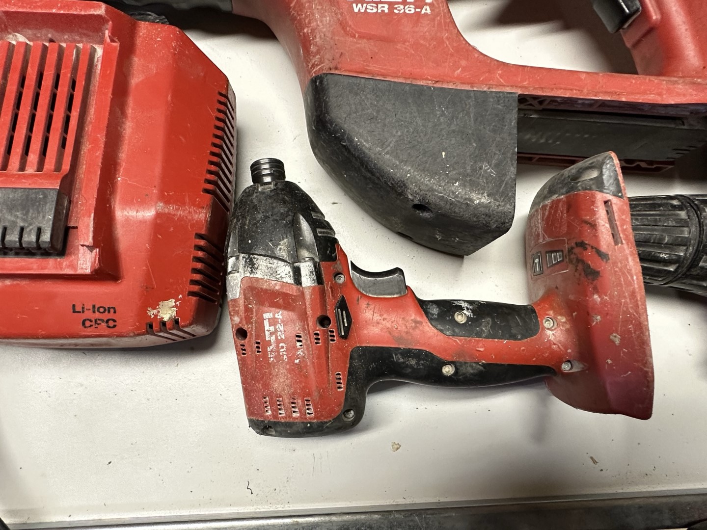 Large lot of Hilti machines - PS Auction - We value the future ...