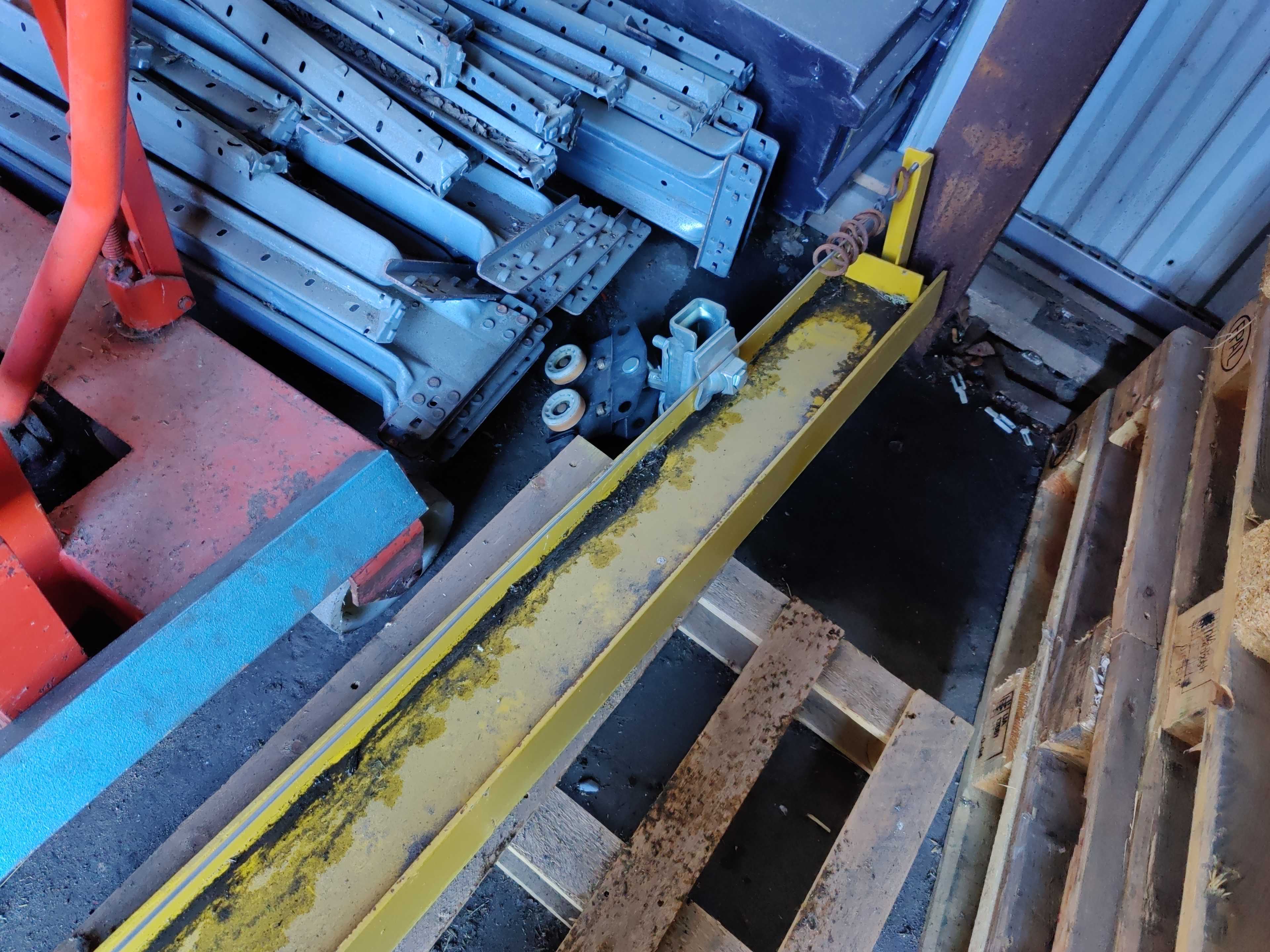 Traverse with Demag hoist - PS Auction - We value the future - Largest ...