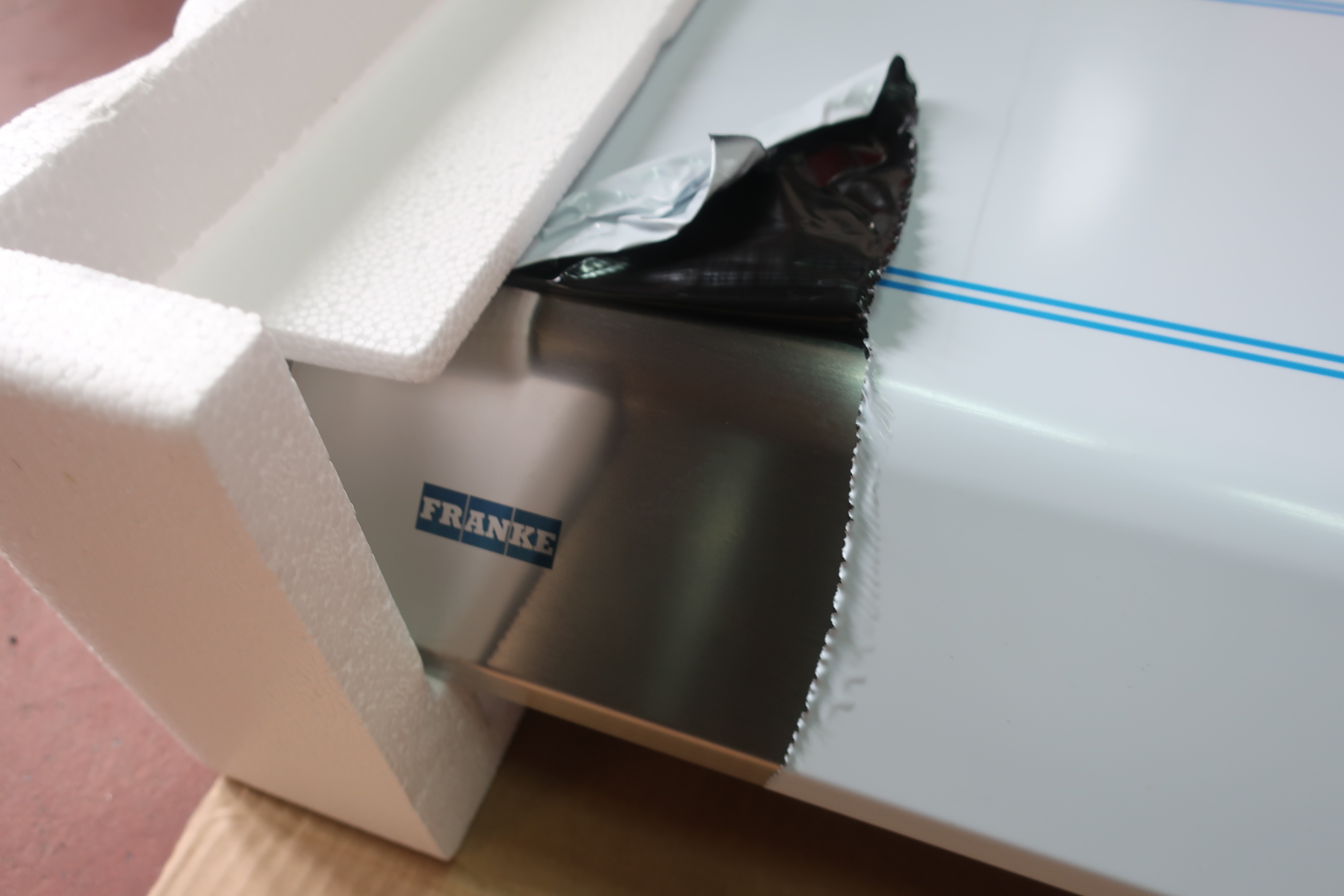 Spiskåpa - Franke Futurum Spirit 1221B-10, rostfri, 60cm - Auktioner ...