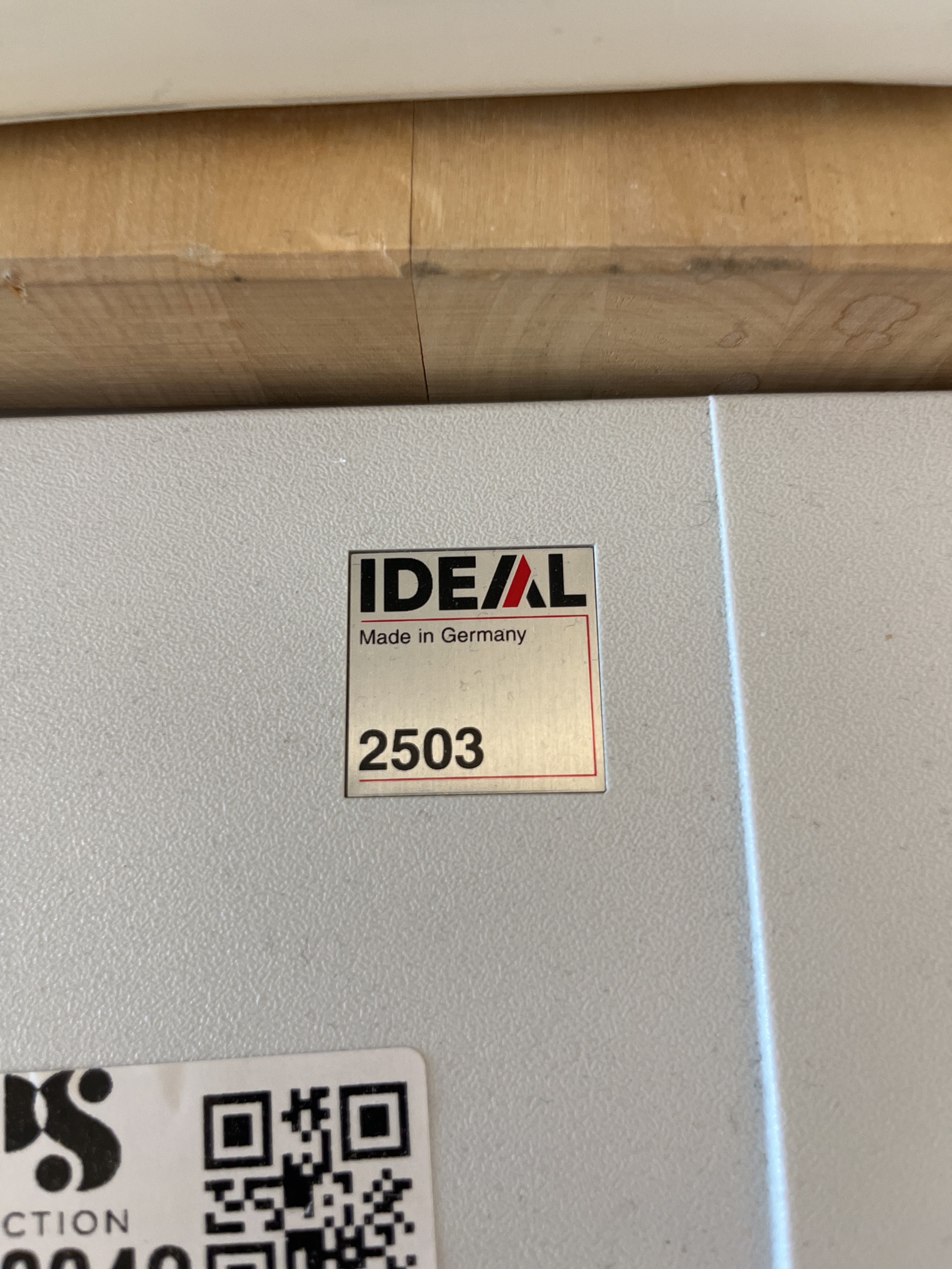 Document shredder IDEAL 2503 - PS Auction - We value the future - Largest in net auctions