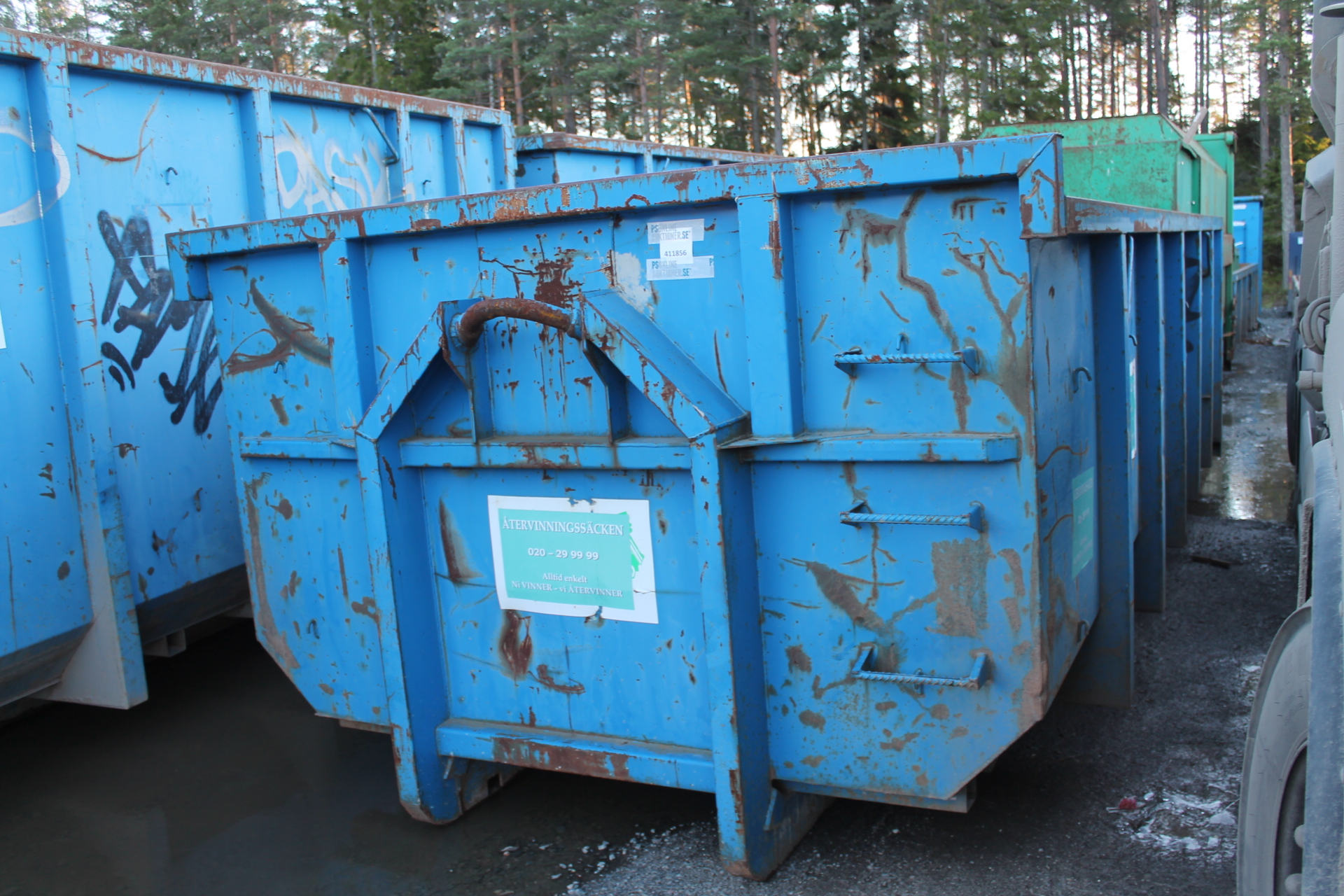 Container Lastväxlare öppen 20 kubik - Auktioner online - Nätauktioner ...