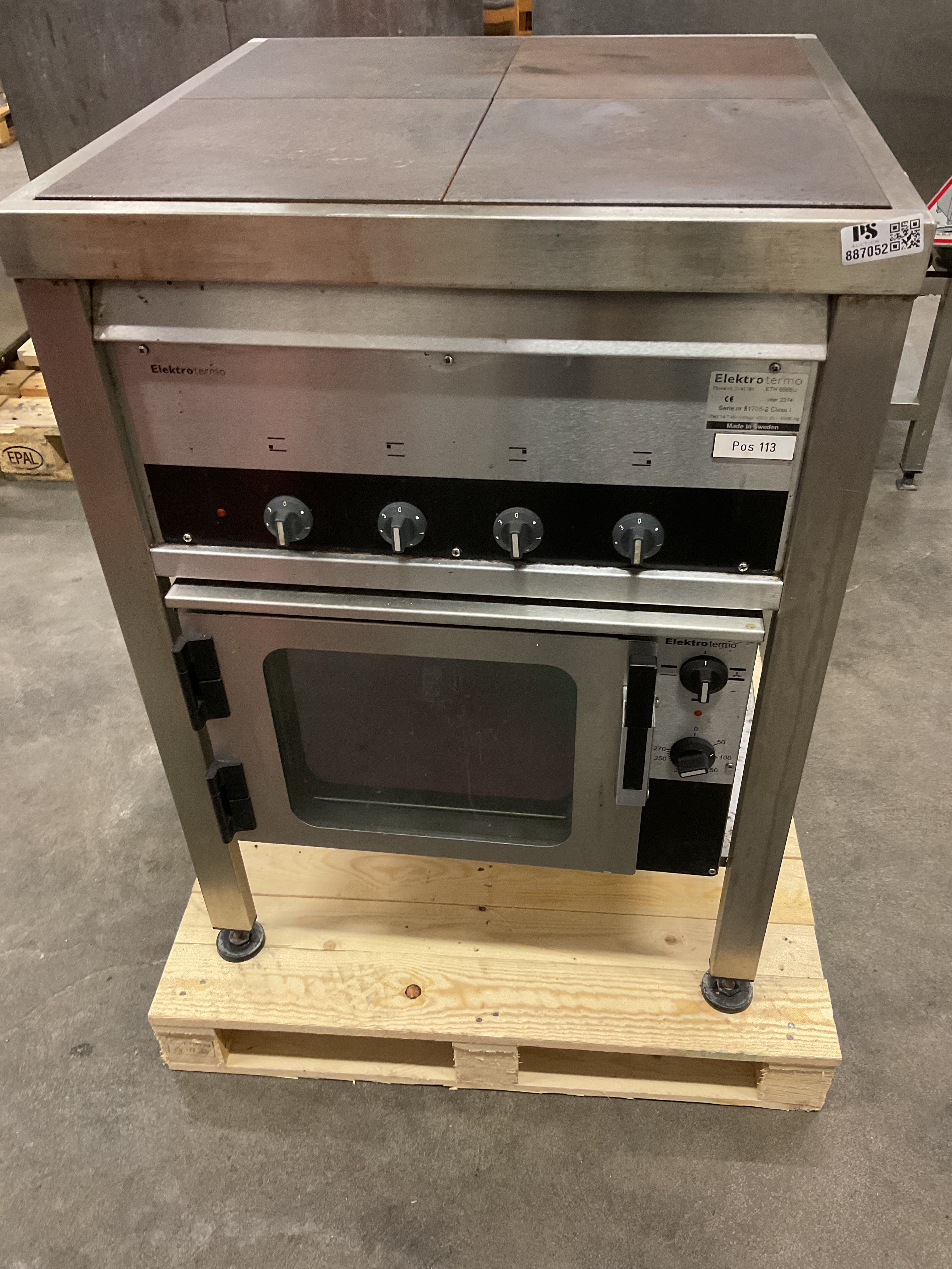 Spis med fyra plattor och ugn - Auktioner online - Nätauktioner ...