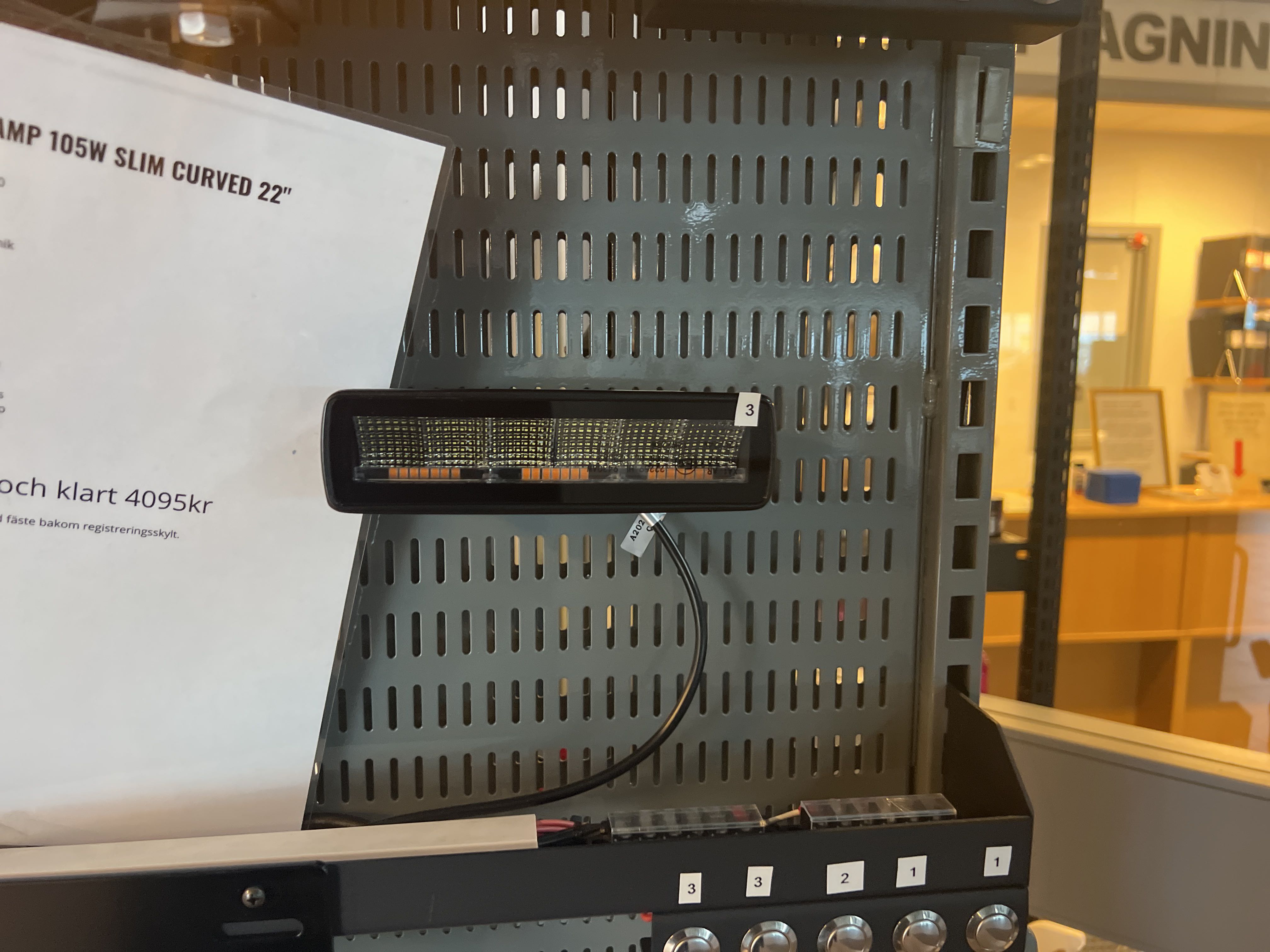 Shop rack with LED ramps - PS Auction - We value the future - Largest ...