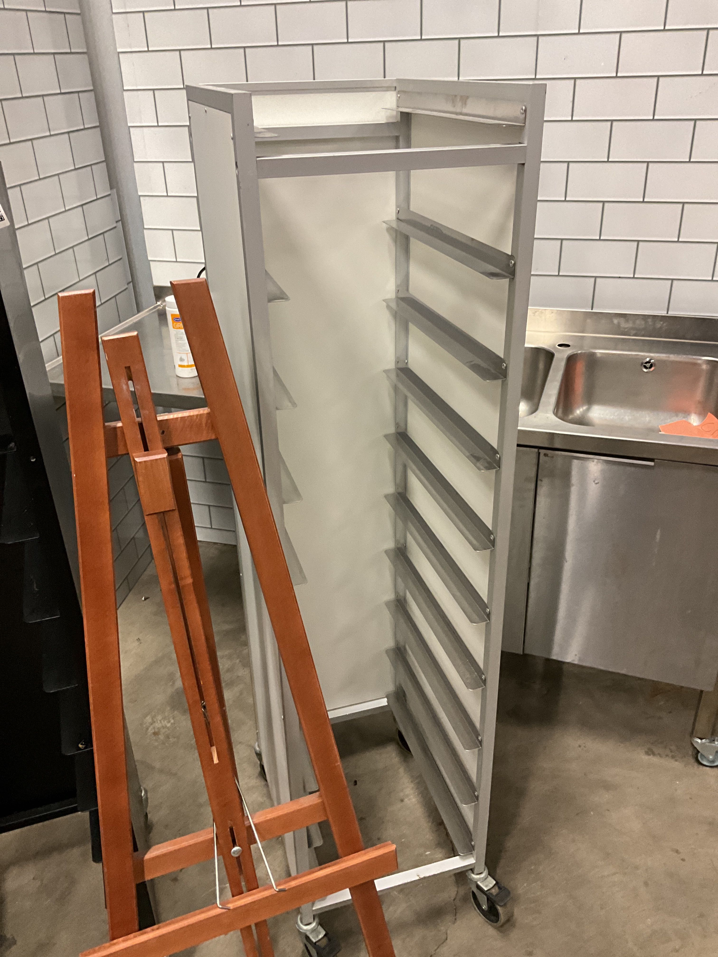 brickvagnar och stafli - Auktioner online - Nätauktioner ...