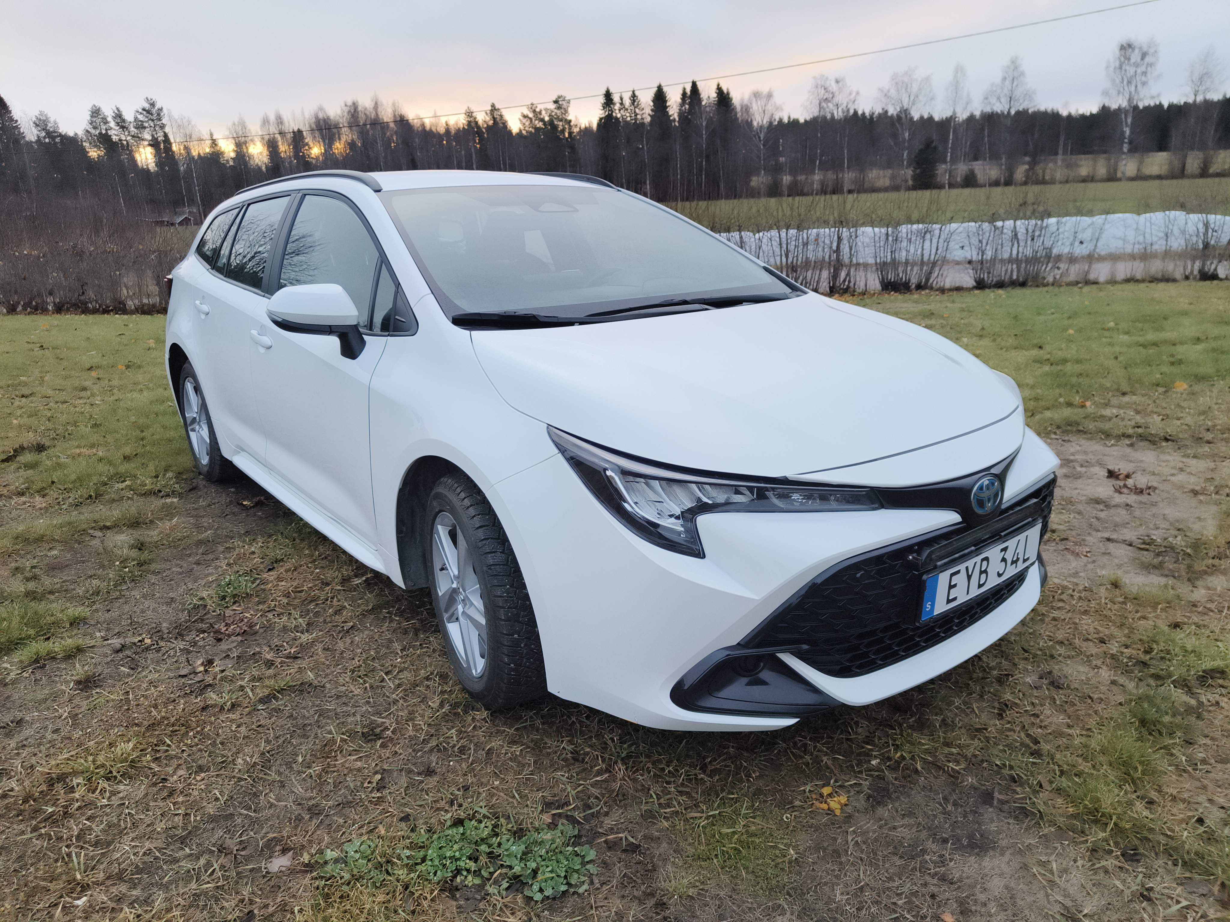 Toyota Corolla Touring Sports Hybrid e-CVT -2023 - Auktioner online ...