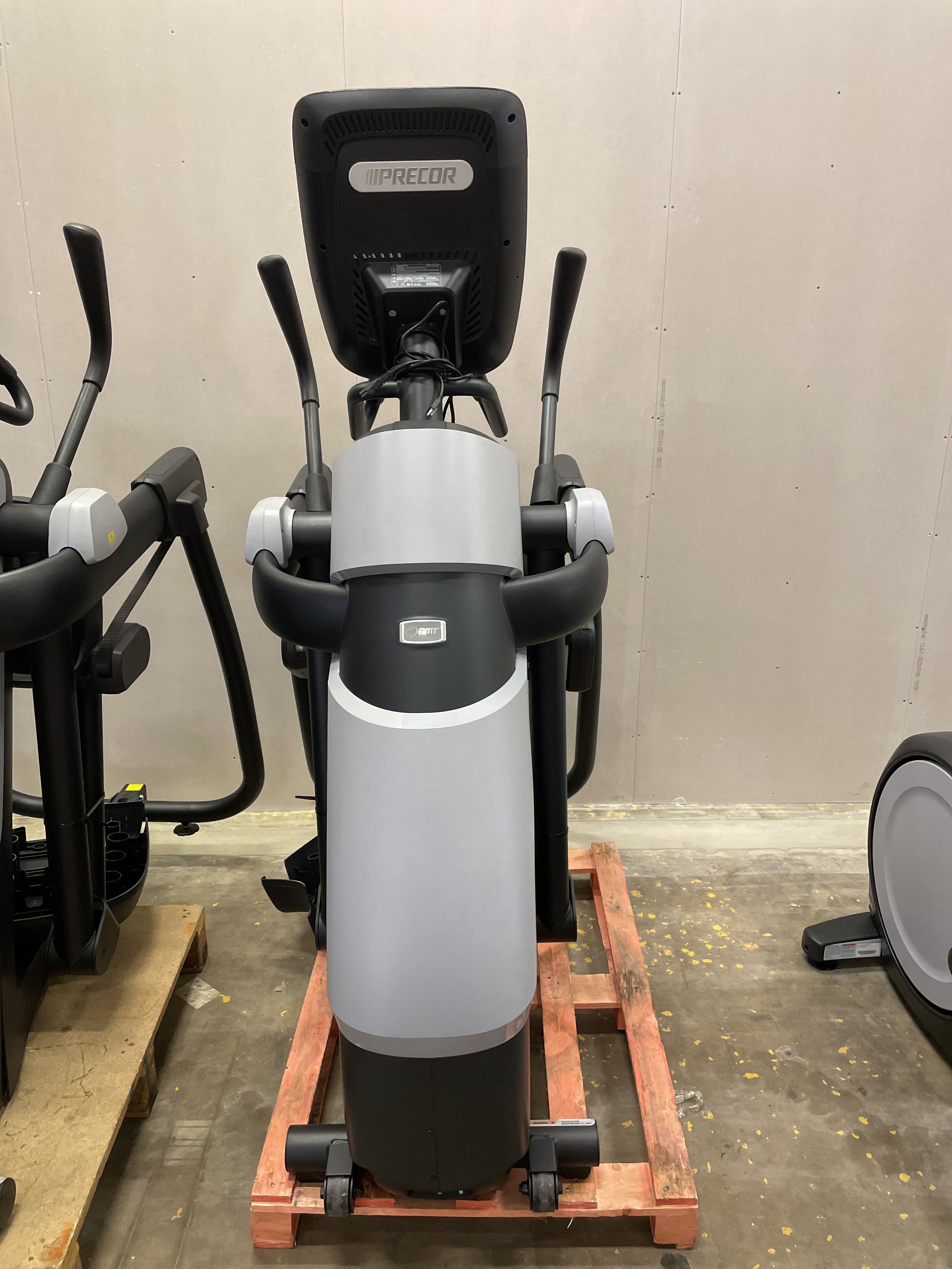 Crosstrainer Precor AMT 12 885, 1st - Auktioner online - Nätauktioner ...