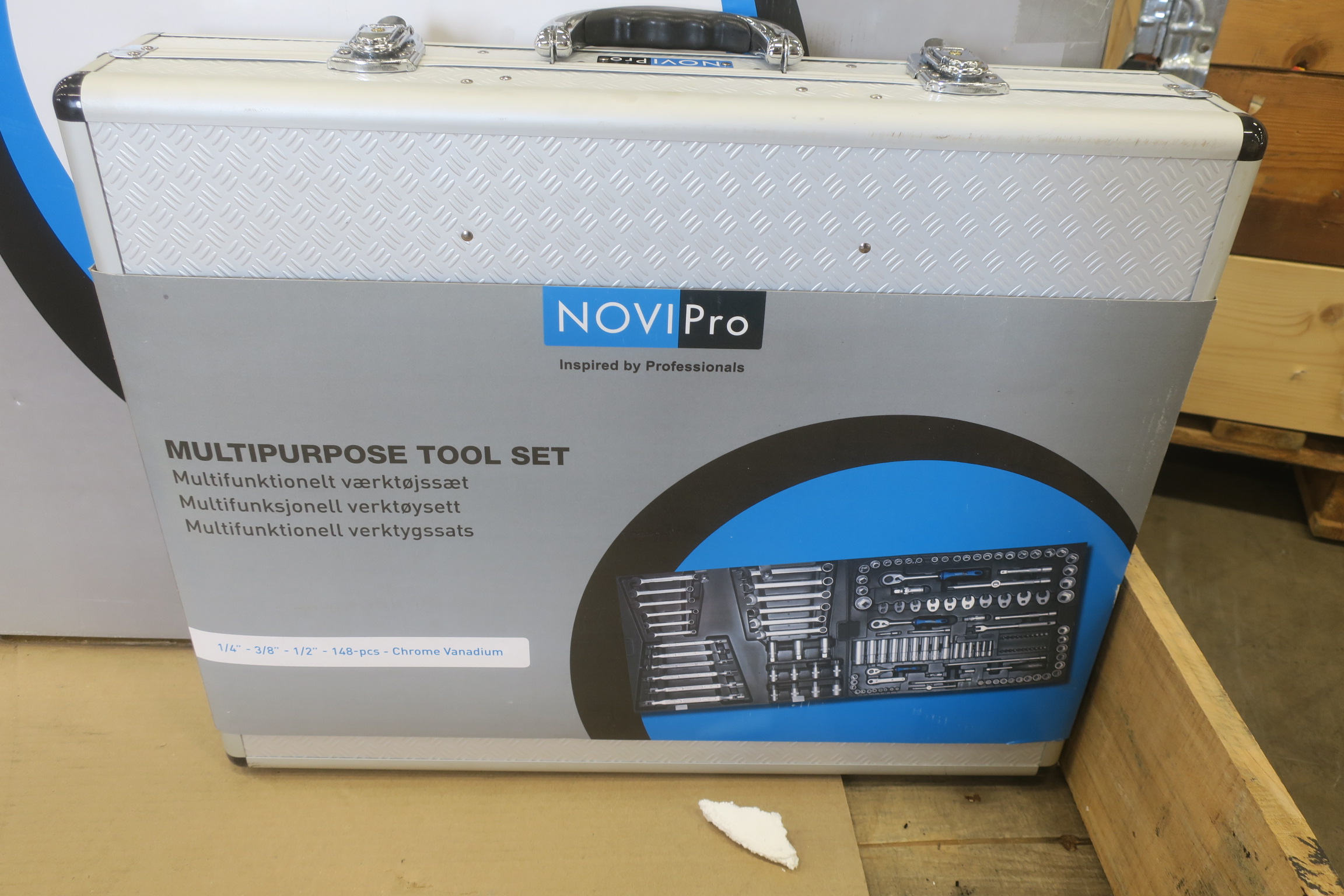 The NoviPro tool kit 148 parts - PS Auction - We value the future ...